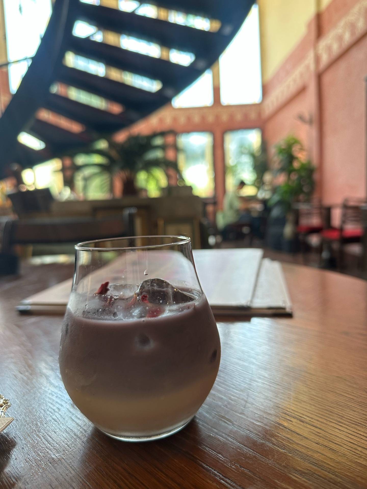 รีวิว Ron Ron Slow Bar - I really love this coffee bar.