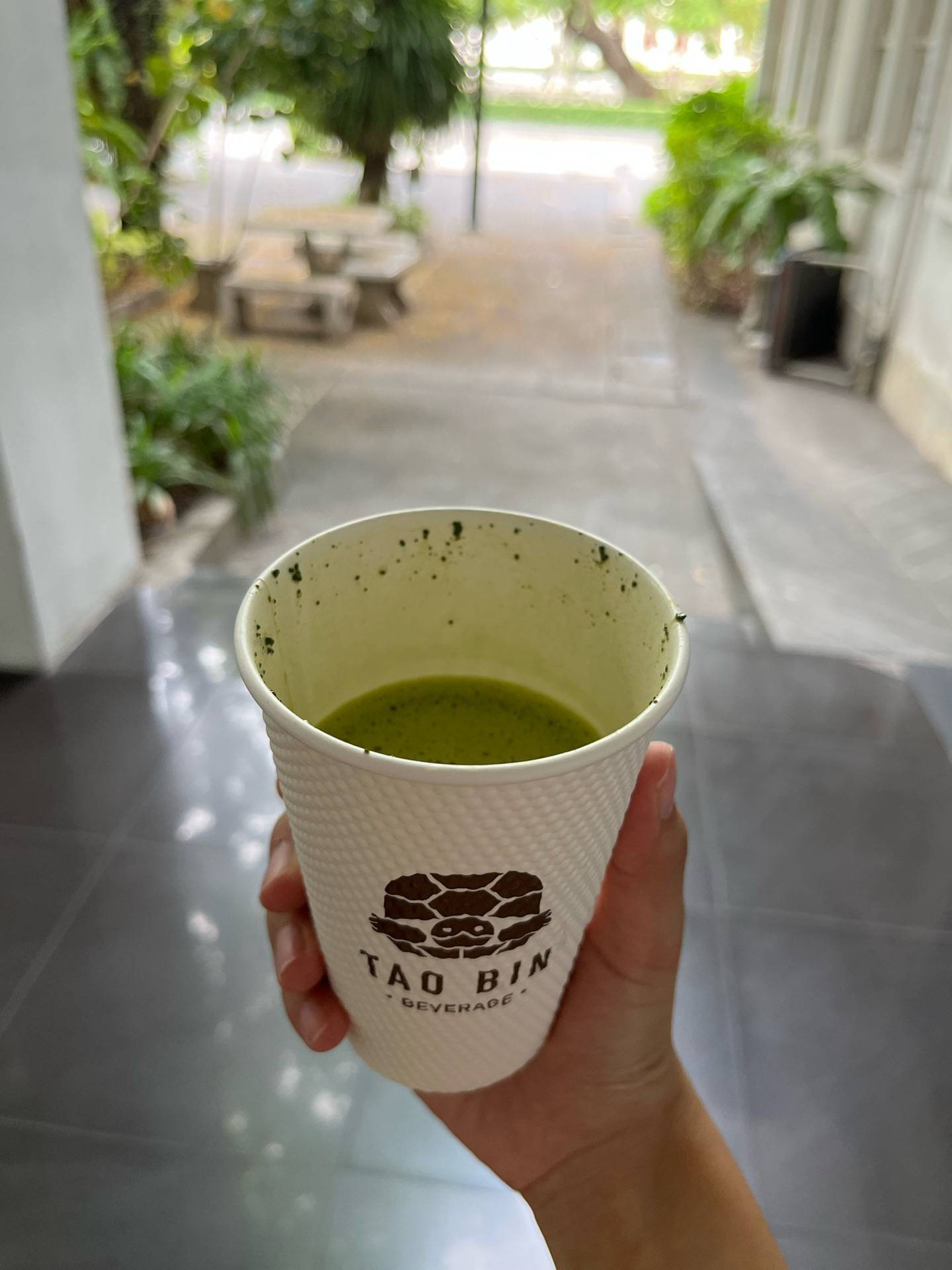 รีวิว เต่าบิน : TAO BIN BEVERAGE คณะศิลปกรรมศาสตร์ จุฬาฯ - ตู้เต่าบิน ...