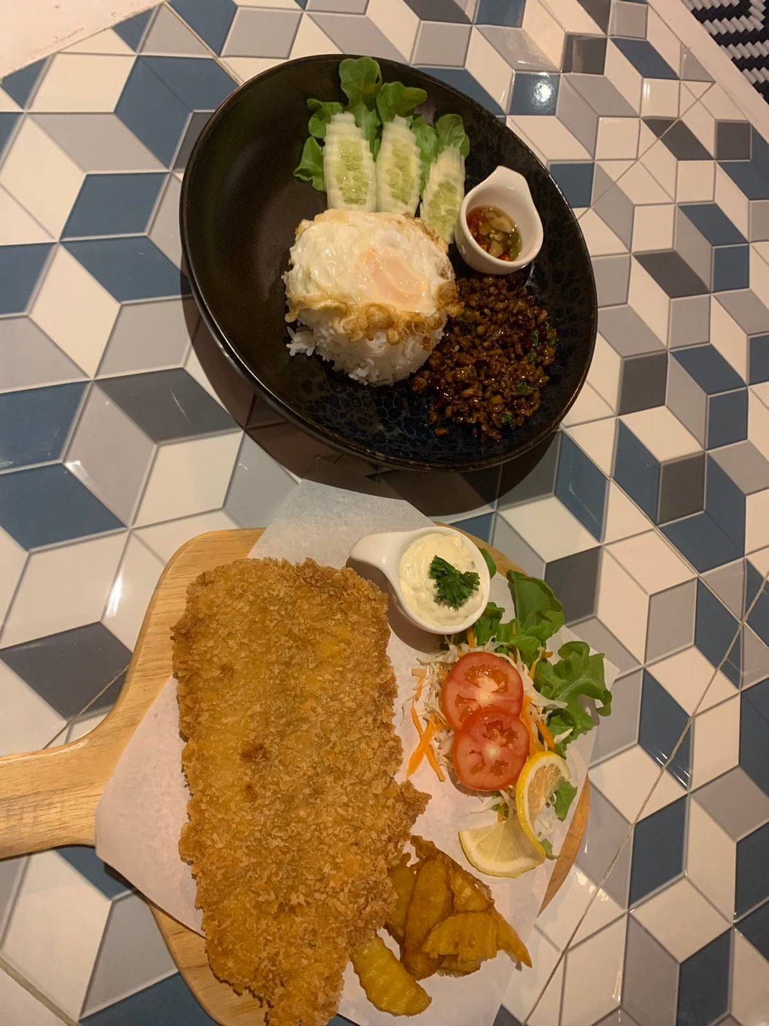 รีวิว Bull Beach Club Pattaya - อาหารรสชาติอร่อยถูกปากสุดๆ