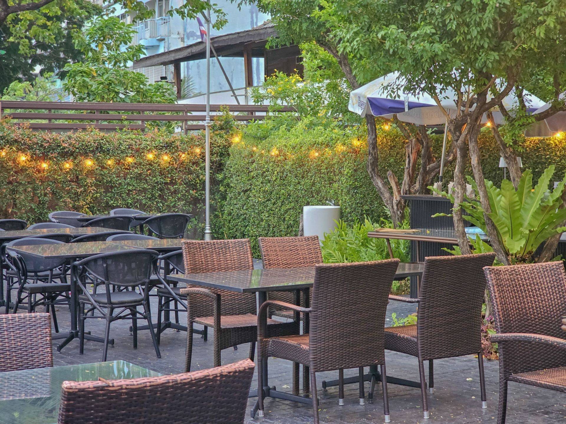 รีวิว Away Bangkok Riverside Kene