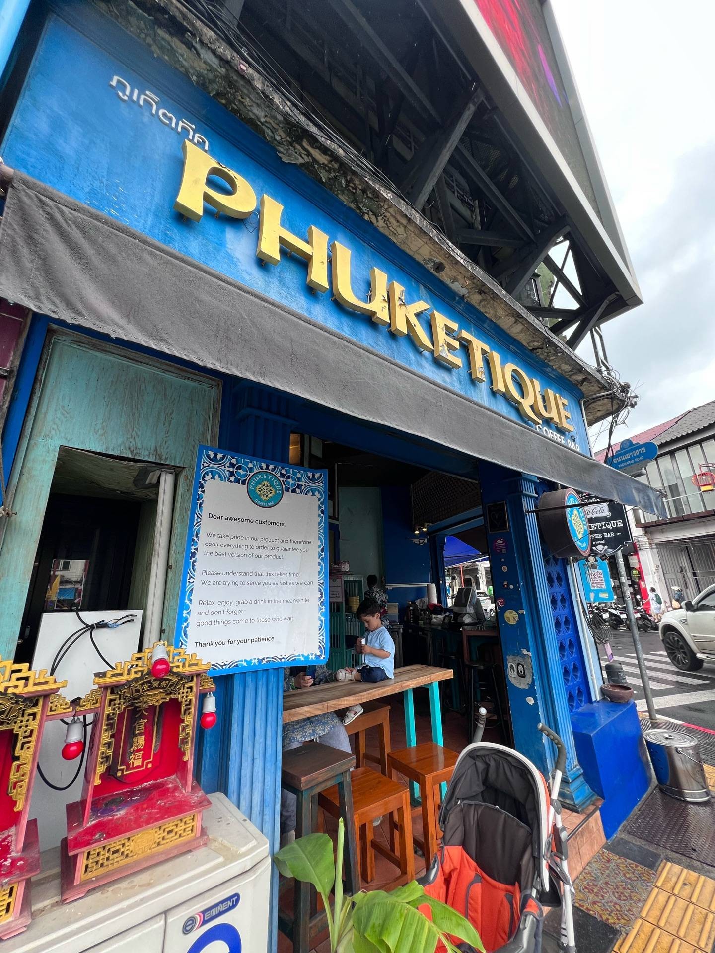 รีวิว Phuketique Coffee Bar - ขนมปังปิ้งเนยไหม้แห่งเมืองภูเก็ต