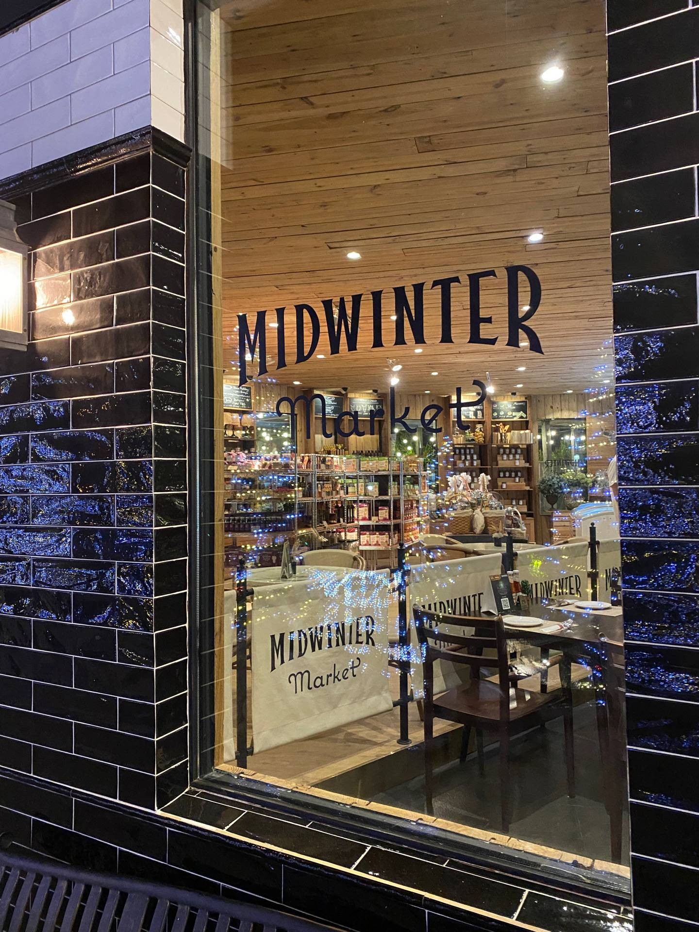 รูป Midwinter Green