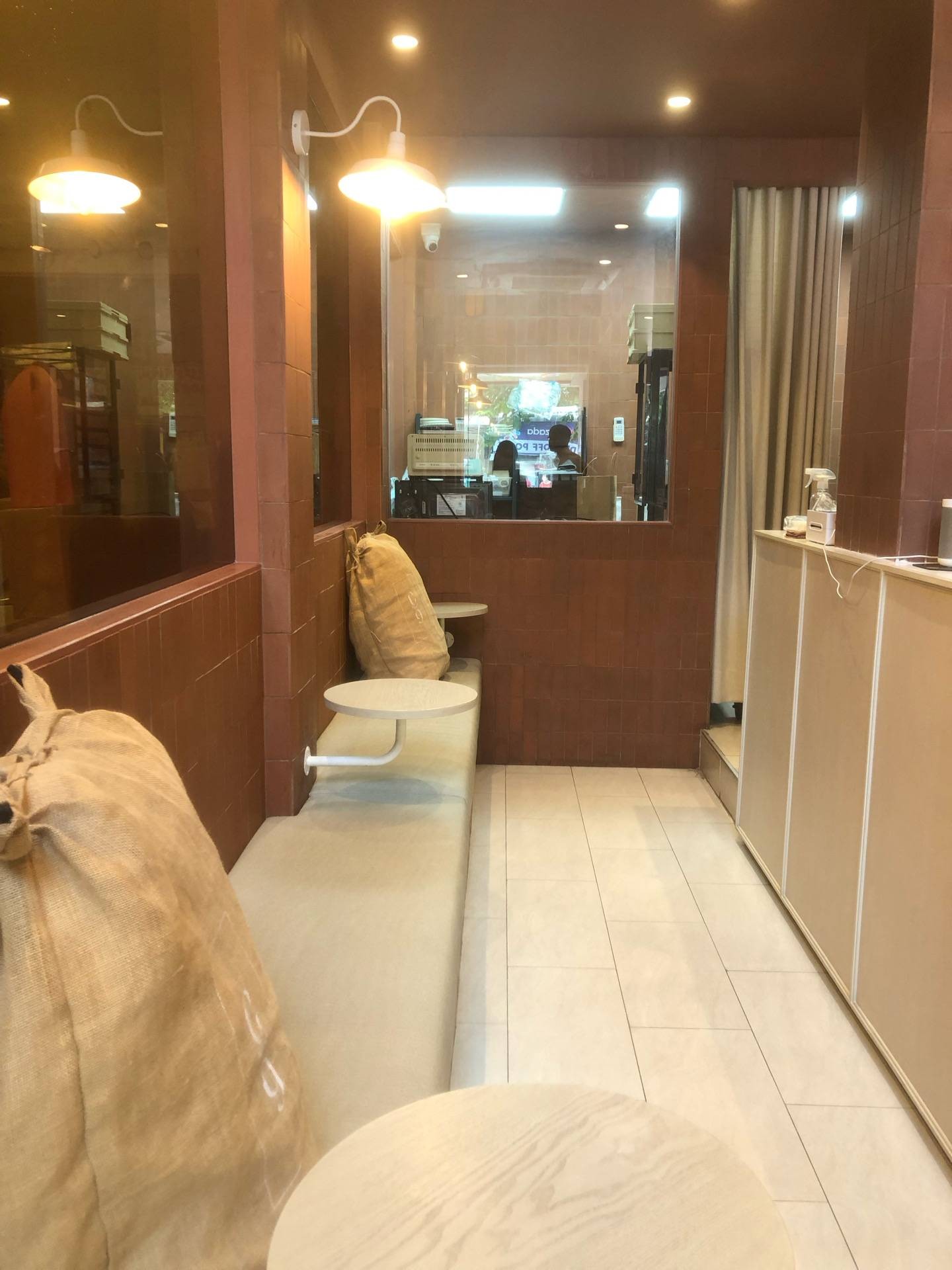 รูป Chapter 9 Cafe