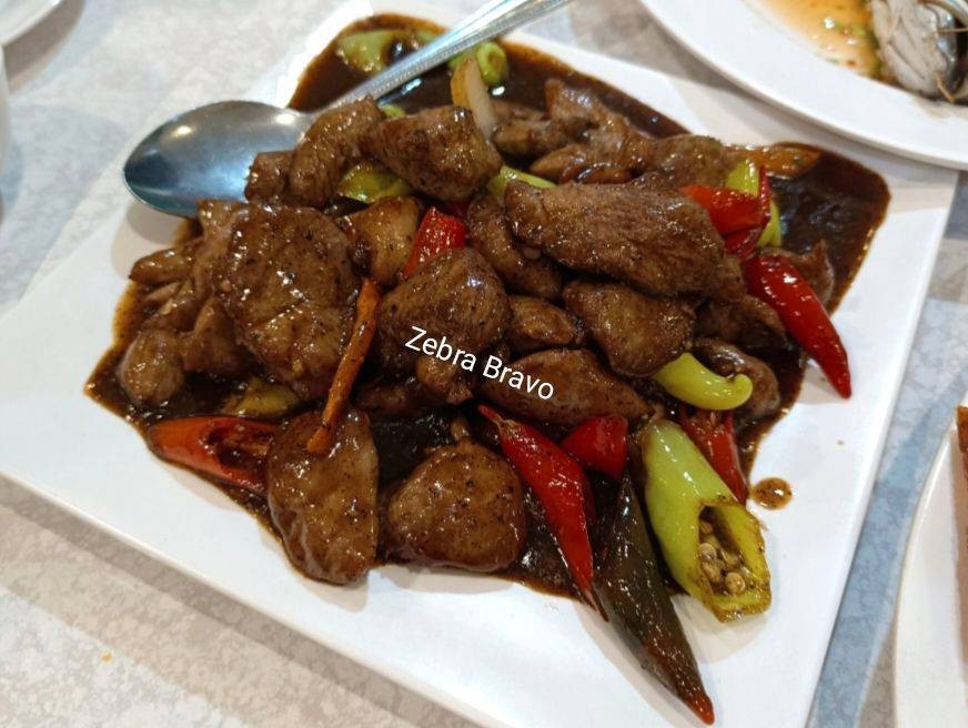 เนื้อเป็ดผัดพริกไทยดำ ร้าน ร่ำรวยโภชนา พระราม 3