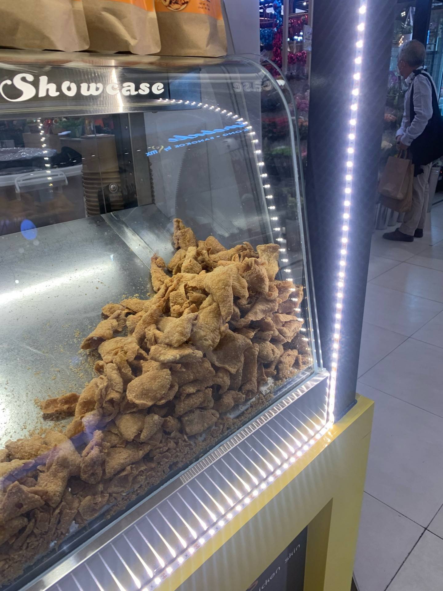 รีวิว Papa Snacks หนังไก่ โคตรกรอบ สยามพารากอน - อร่อยมากคะ ร้านนี้ ดี ...