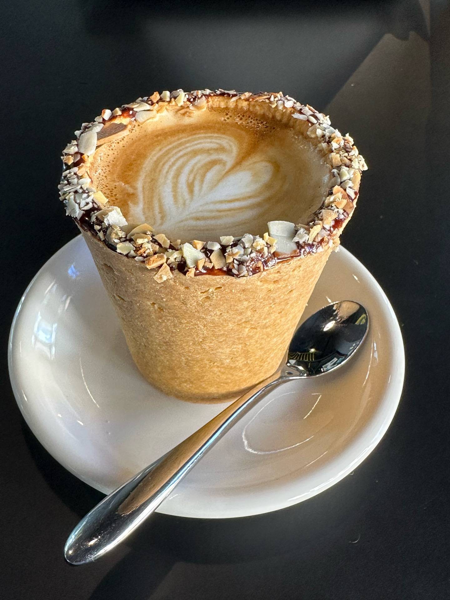 รีวิว the5th element coffee ภูเก็ต - this coffee cup will delight your day ☕️ .. visited there ...