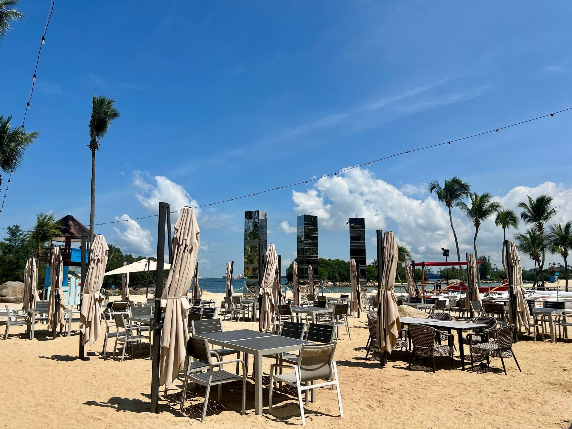 รีวิว Ola Beach Club Sentosa - Beach club สไตล์ กับการพักผ่อนใน Sentosa