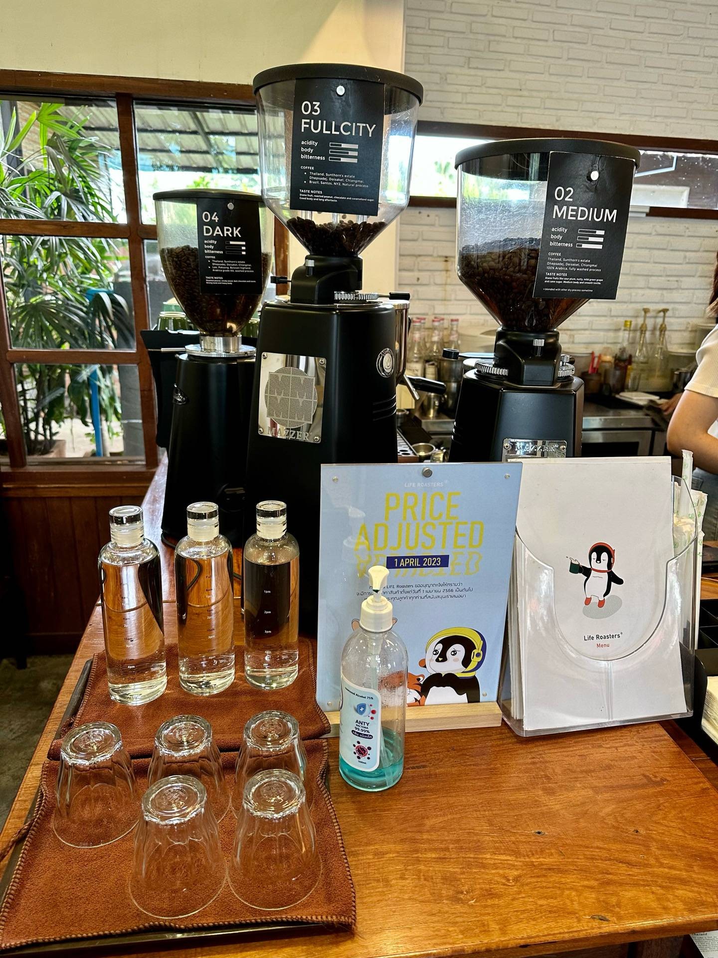 รูป LIFE Roasters Ubonratchathani