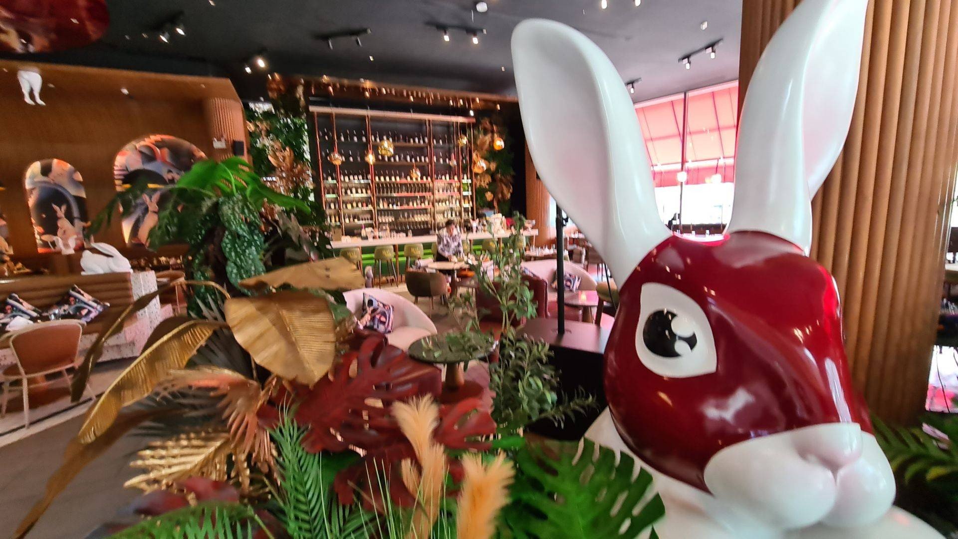 รูป Red Rabbit Diner & Bar Lotus's North Ratchapruek