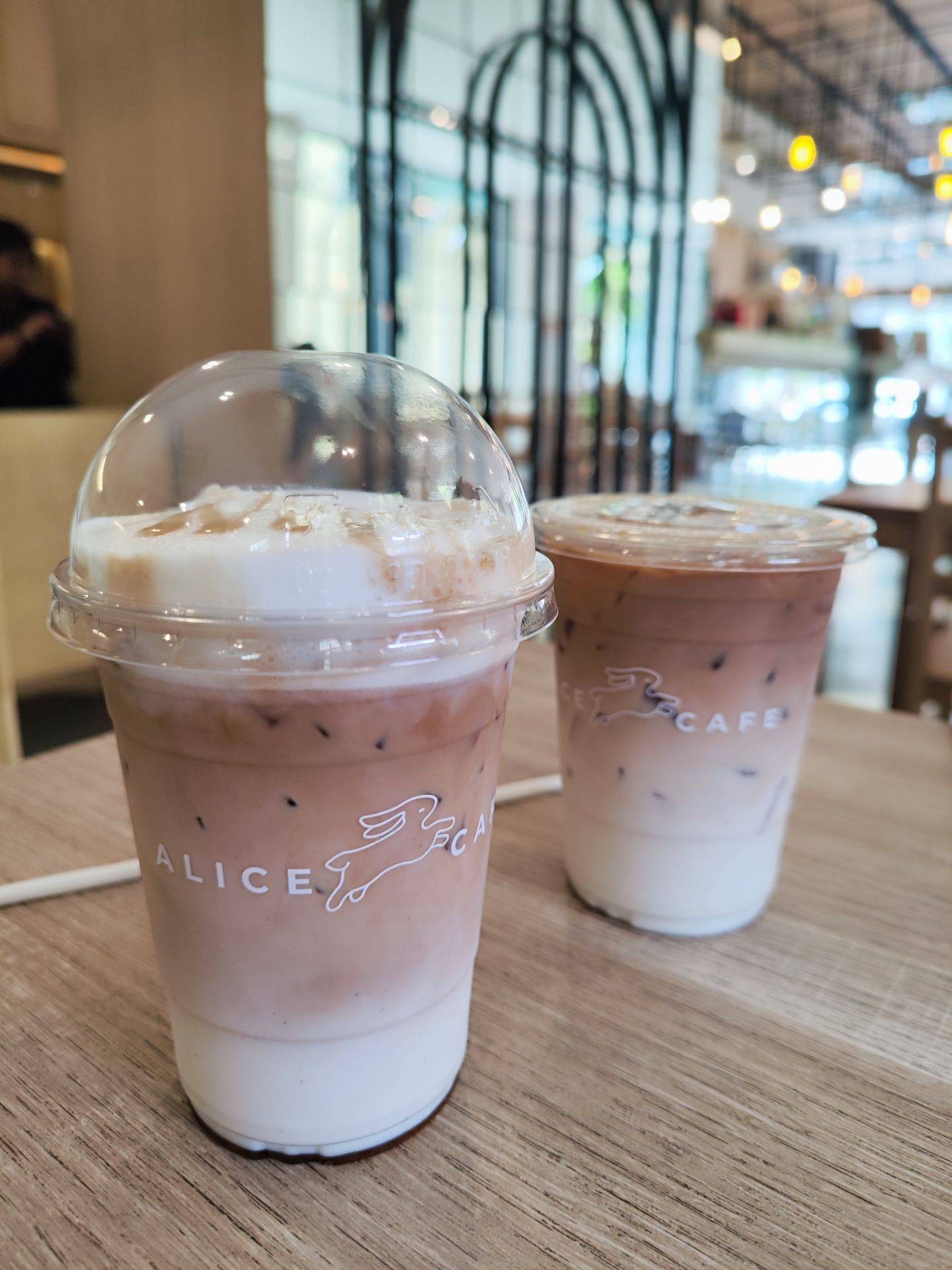รีวิว ALICE CAFE พระนคร - มาแวะทานกาแฟตาลโตนด