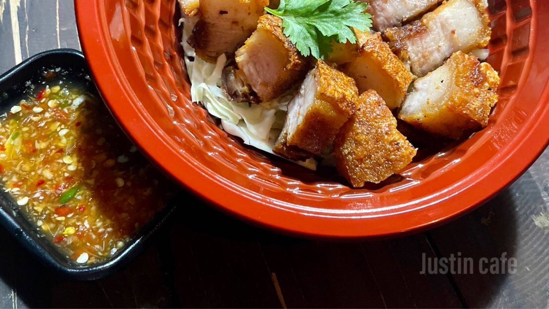 จัสตินคาเฟ่ (Justin Cafe) เคหะร่มเกล้า - สั่งอาหารเดลิเวอรี | Wongnai x ...