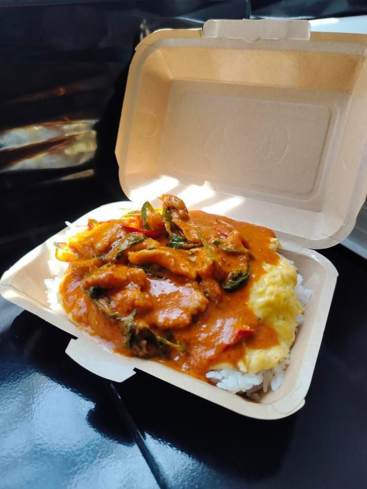 รีวิว [สาขา1] ผัดพริกแกง, เขียวหวาน, พะแนง 🌊(Chanon X Kitchen)🍀 สาขา1 - ร้านนี้อร่อย แนะนำเลย