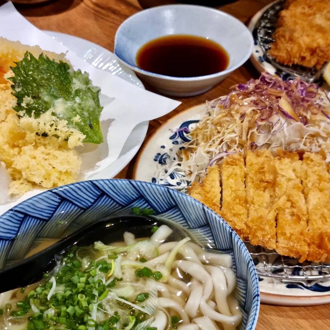 รูป Shiko Udon Bar (Silom Edge) Shiko Udon Bar (Silom Edge)