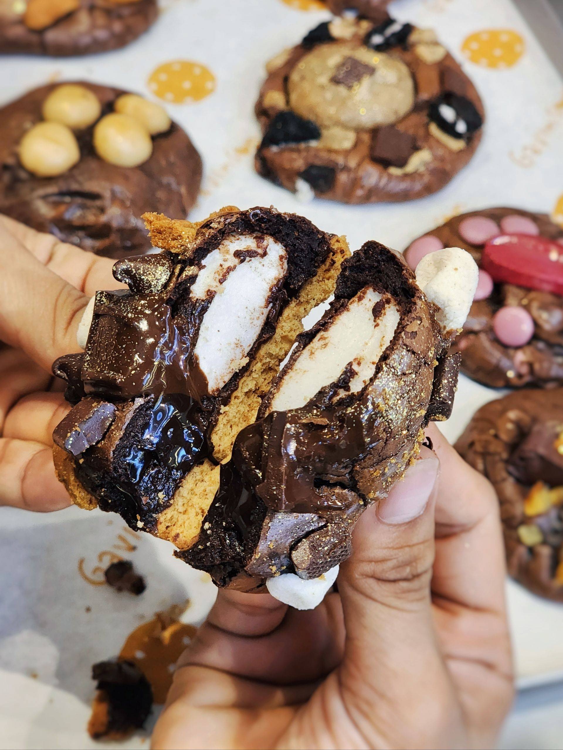 รีวิว Gavinson Siam Square One - Soft Cookies ไส้แน่น สุดอร่อย