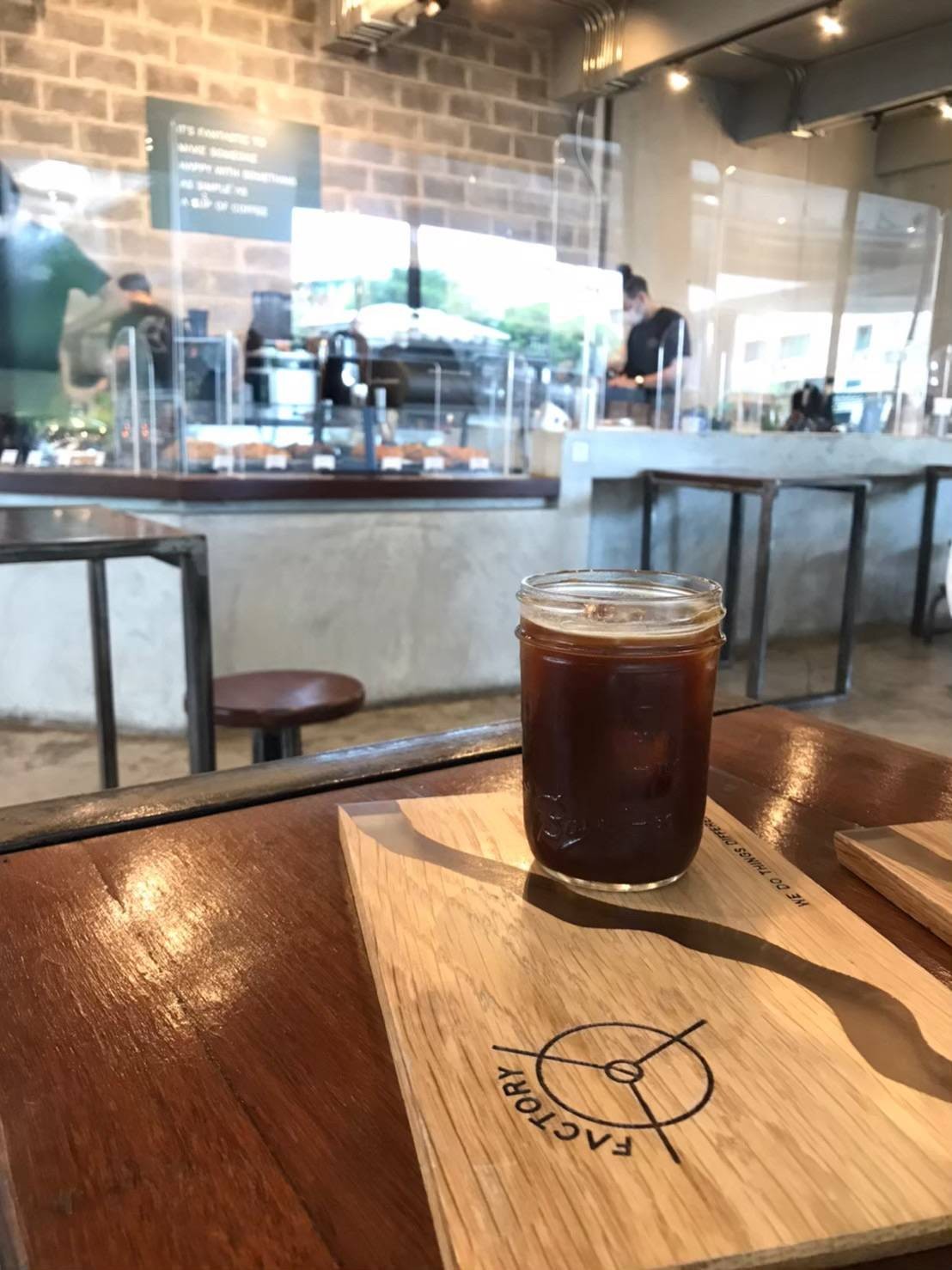 รีวิว Factory Coffee - BKK พญาไท - กาแฟอร่อย หอมอบอวลไปทั้งร้าน