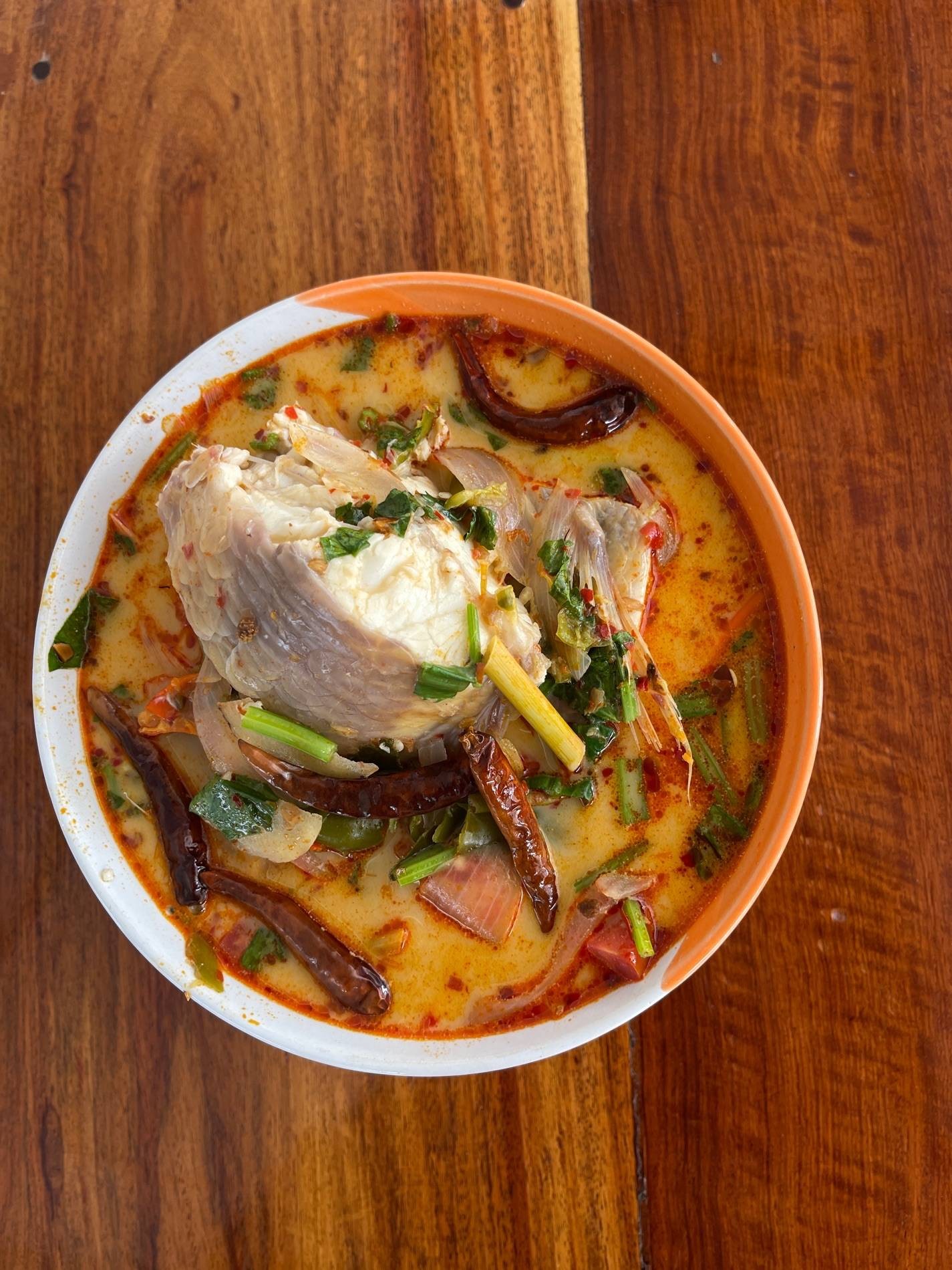 ร้าน ซุ่มลาบ หน้าโรงแรม LIVIST | รีวิวร้านอาหาร