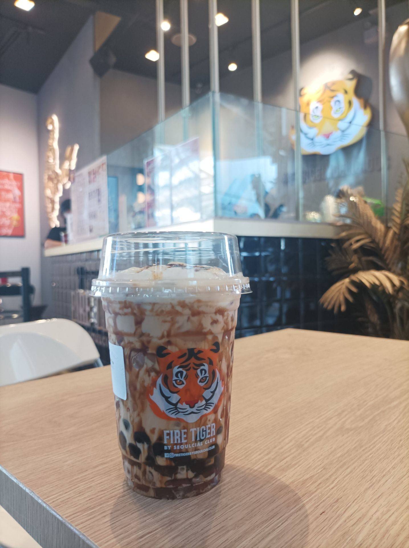 Fire Tiger Milk Tea ชานมเสือพ่นไฟ ร้าน Fire Tiger by Seoulcial Club ...