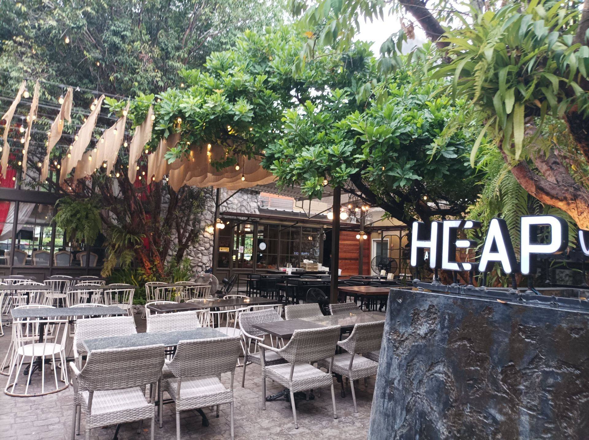 รูป Heap Cafe & Restuarant Viphavadee Viphavadee