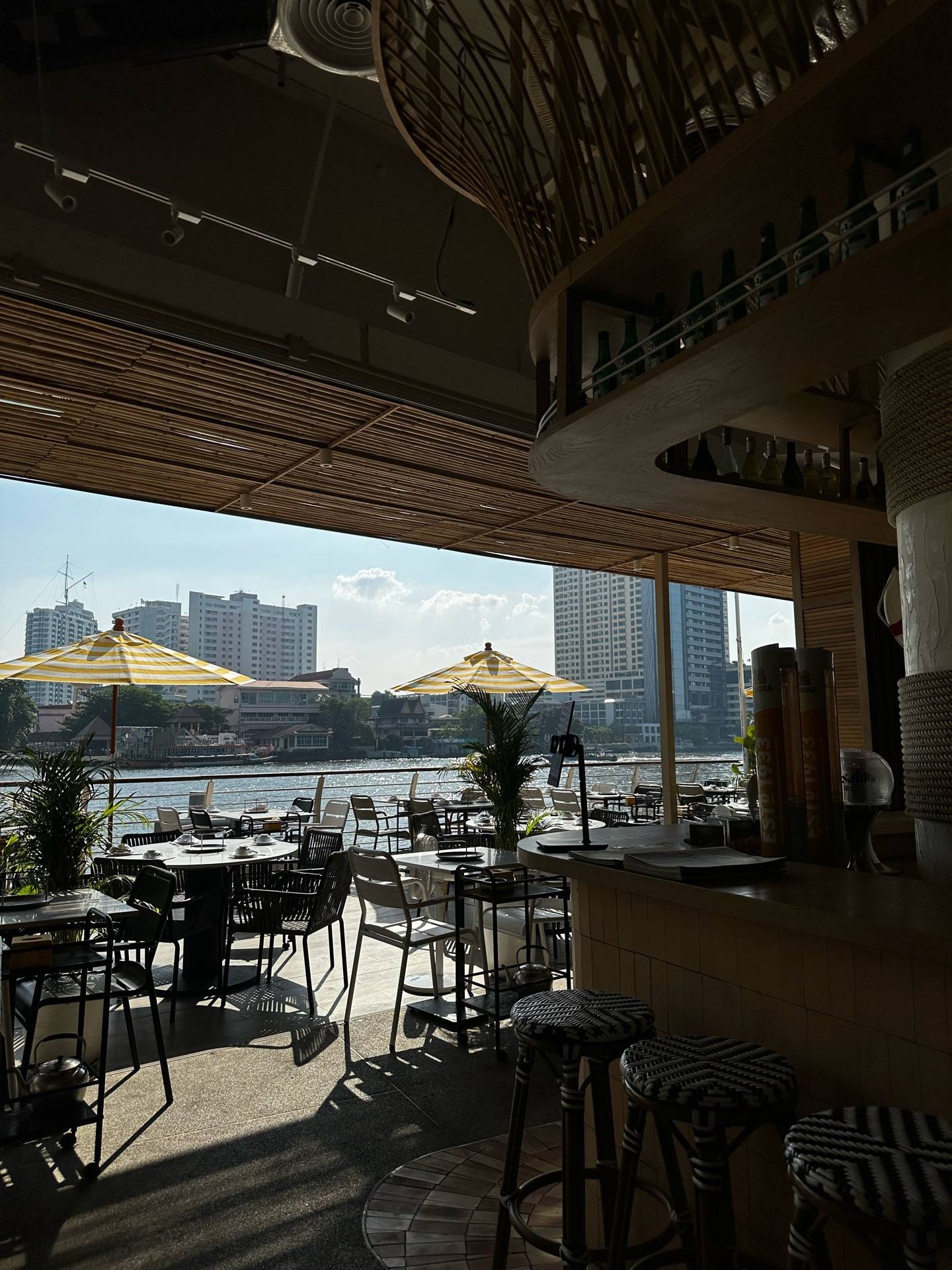 รูป Everyday mookrata & cafe Riverside