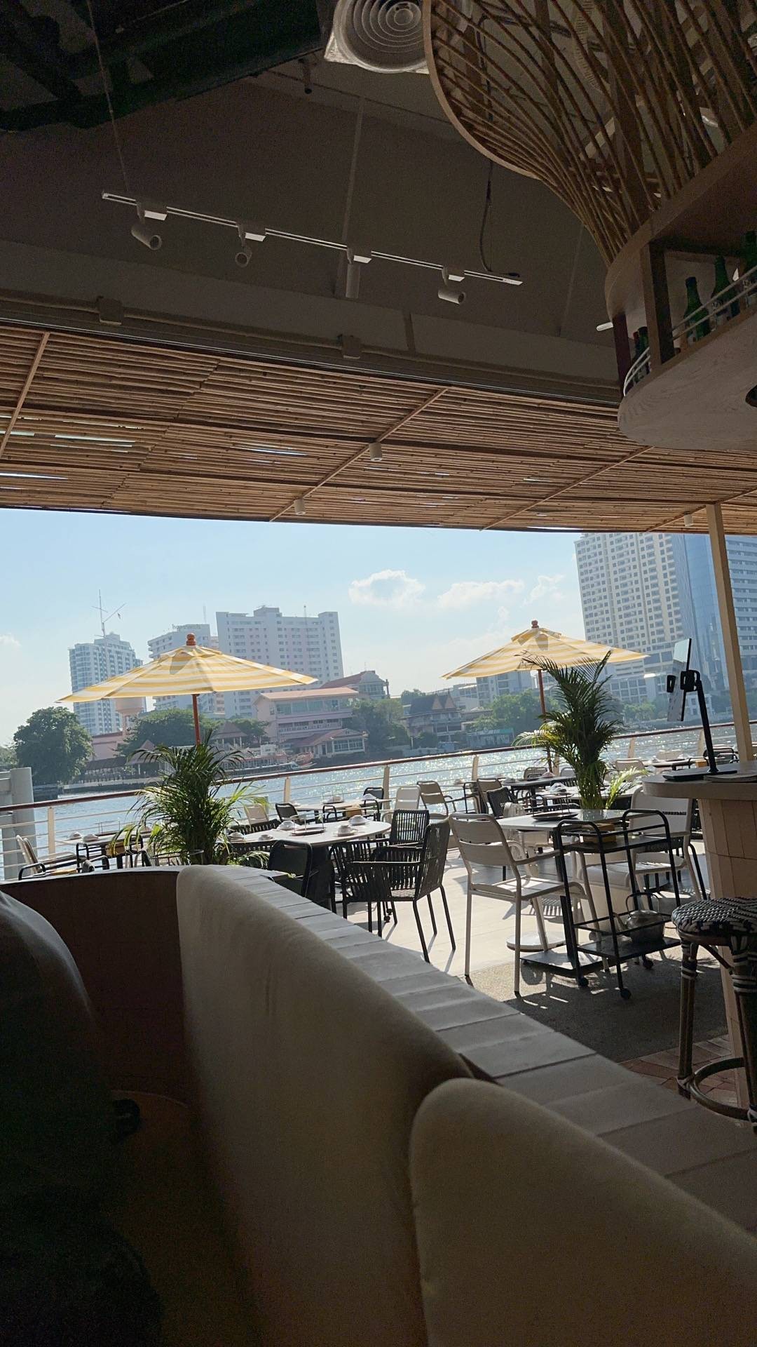 รูป Everyday mookrata & cafe Riverside