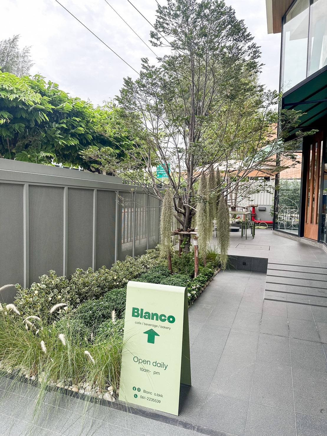 รีวิว Blanco Bakery&Coffee - - คาเฟ่สีสันน่ารัก อยู่ย่านประดิพัทธ์ ใคร ...