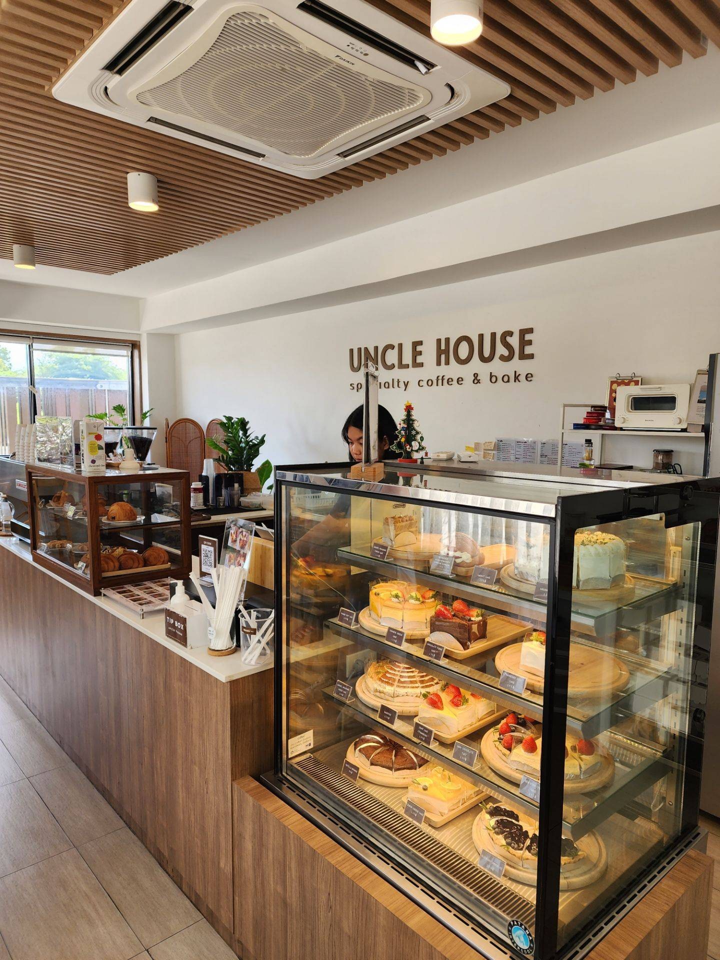 รูป Uncle House Bangsaen