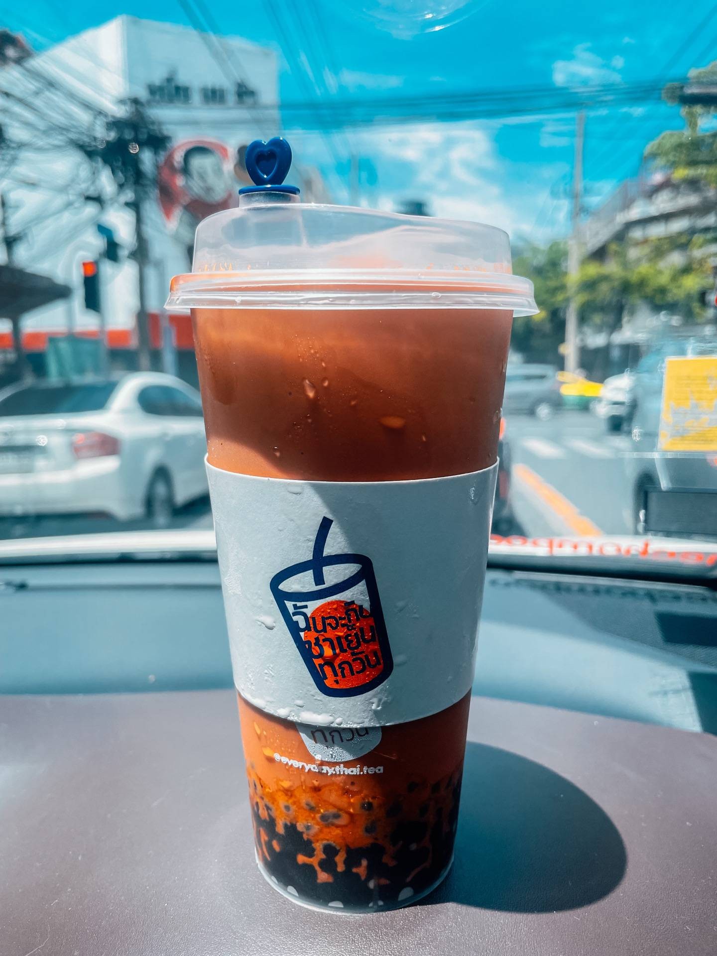 รีวิว ฉันจะกินชาเย็นทุกวัน Chula Soi 12 (สำนักงานใหญ่) - สเลอปี้ชาไทย อร่อย