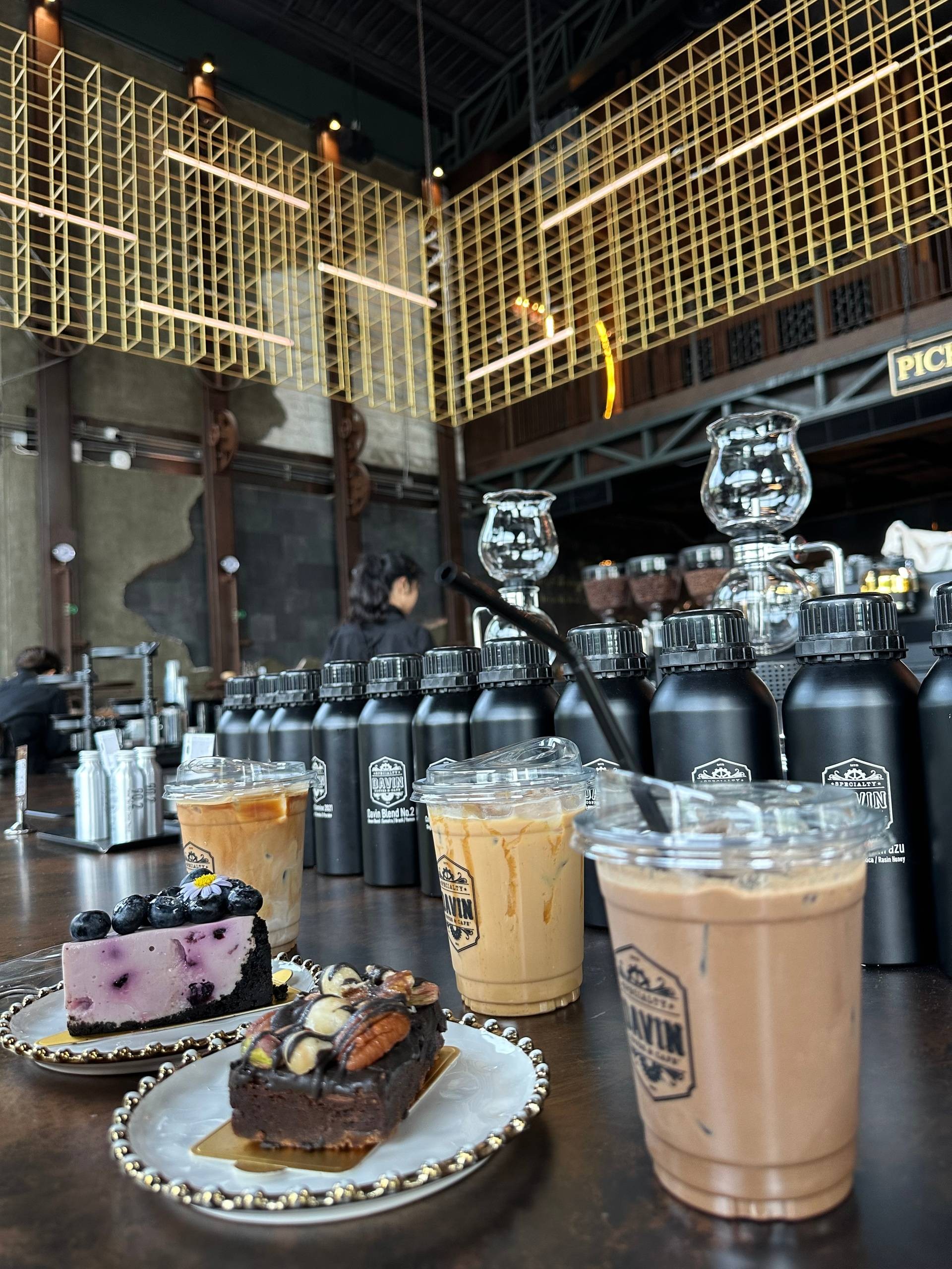 รีวิว Davin cafe - ร้านสวยน่านั่งย่านเลียบด่วน