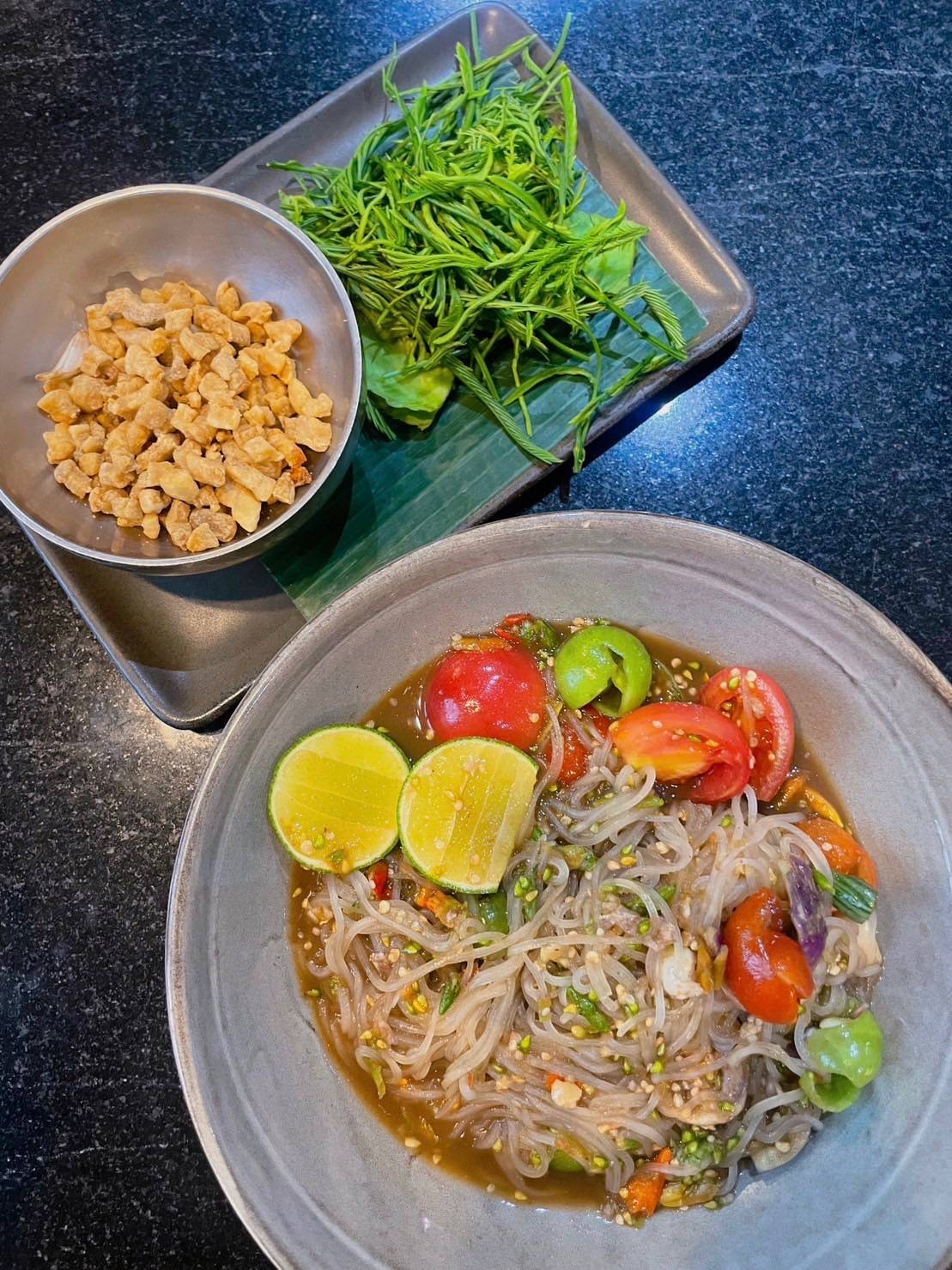 รีวิว Phed Phed Bistro อยู่ในโครงการ the circle ราชพฤกษ์ - คุ้มค่ากับ ...