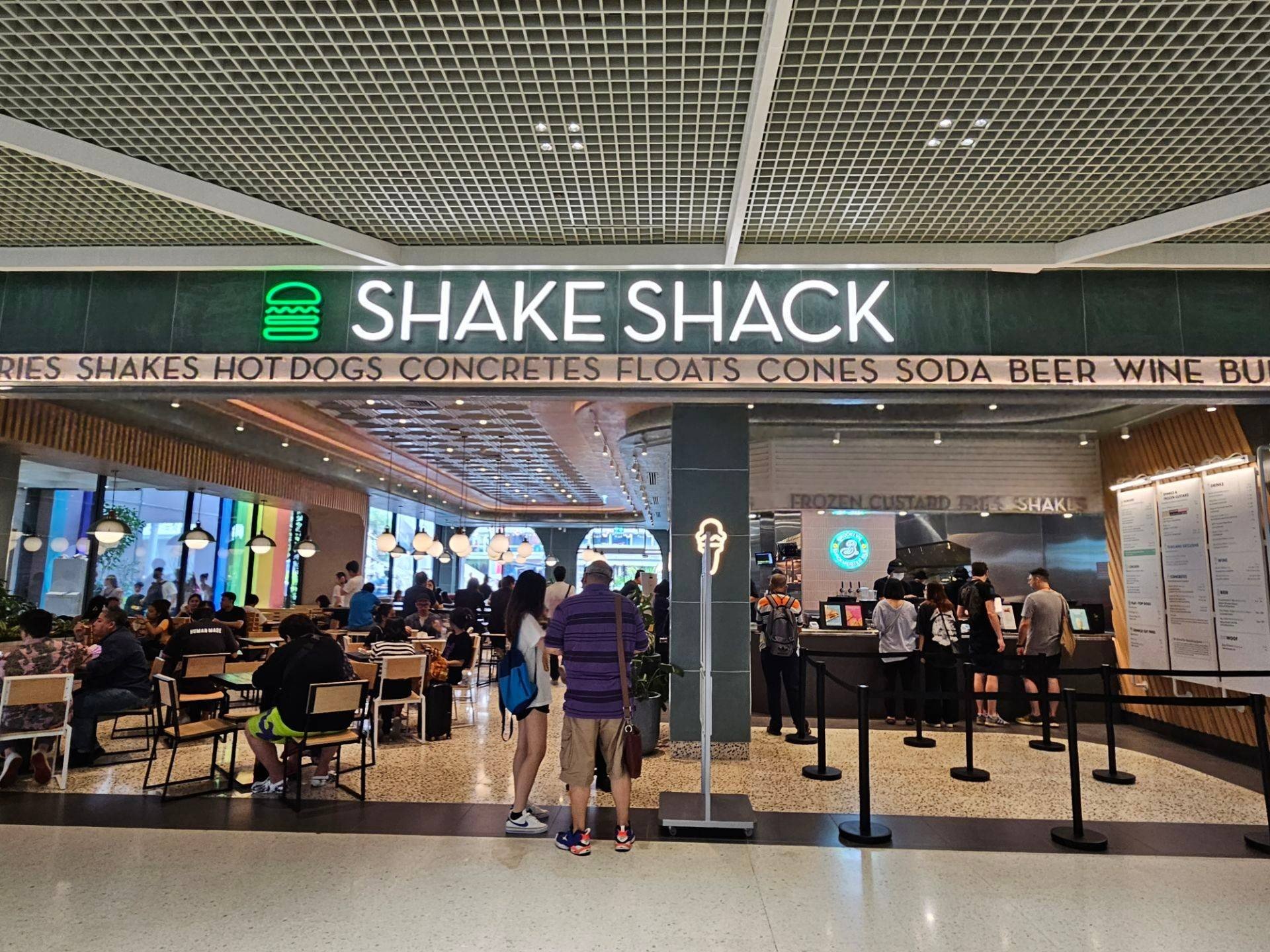 รีวิว Shake Shack CentralWorld - มาเจิม Shake Shack ตอนนี้ไม่มีคิวแล้ว 😁