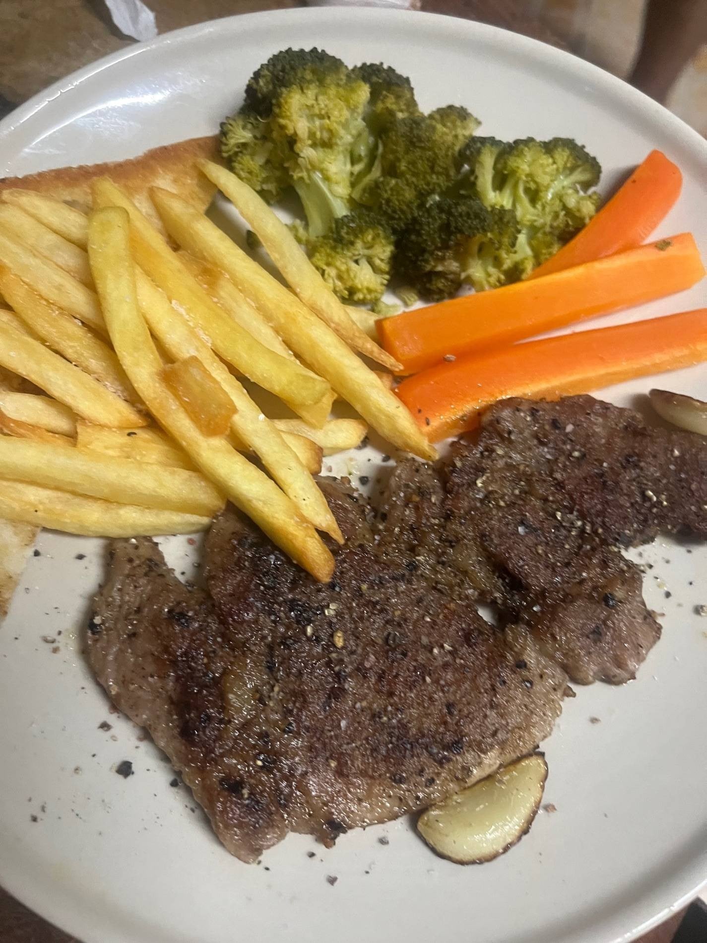 ร้าน Crown Steak สเต็ก ของทานเล่น | รีวิวร้านอาหาร