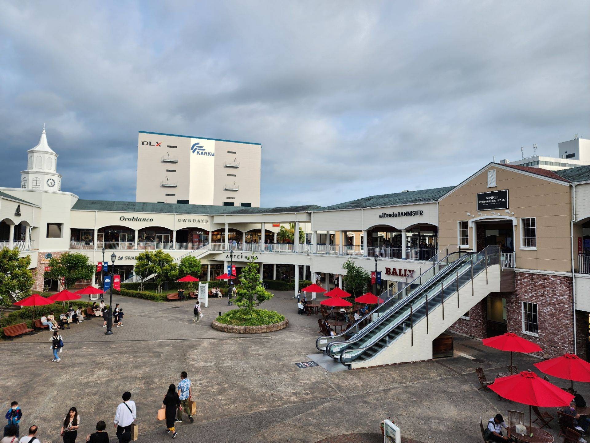 รีวิว Godiva Rinku Premium Outlet Osaka Rinku Premium Outlet Osaka - ชา ...