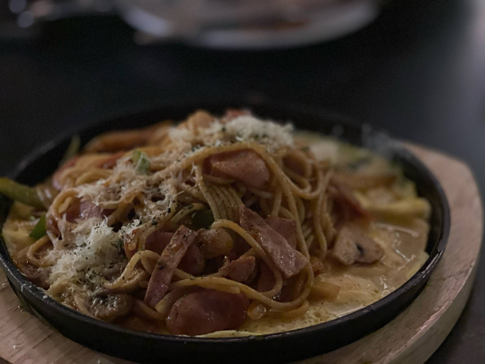 รูป The Riddler Wine Bar and Restaurant ลุมพินี