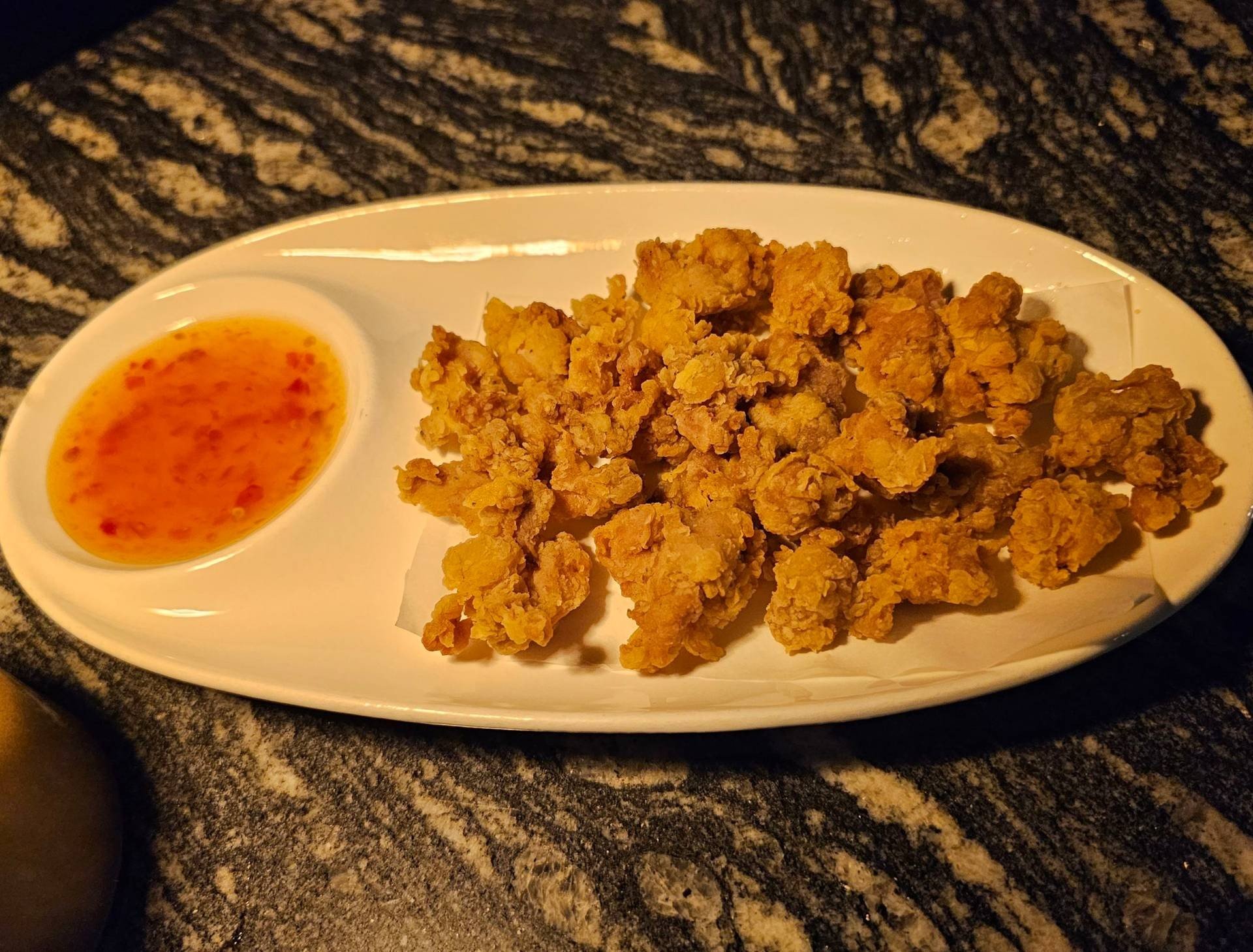 ข้อไก่ทอด ร้าน Case.19 cafe Cafe