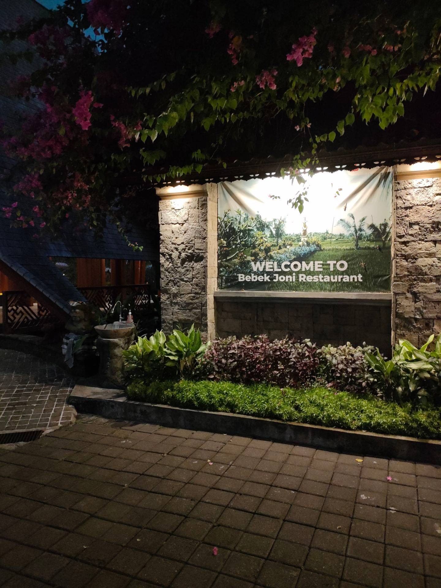 รีวิว Bebek Joni Restaurant - ไม่ได้กิน Crispy Duck ก็เหมือนมาไม่ถึง ...