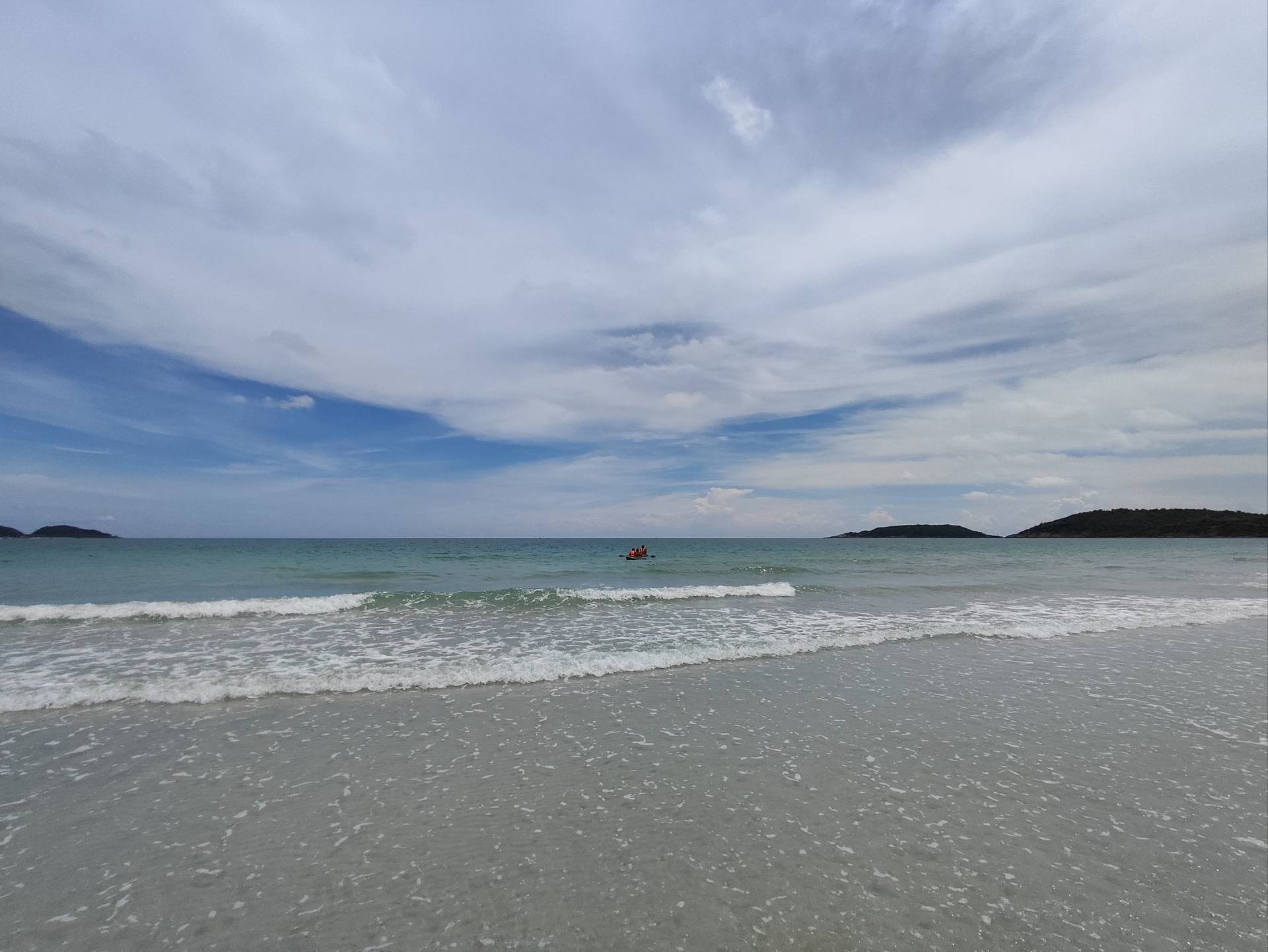 รูป หาดน้ำใส