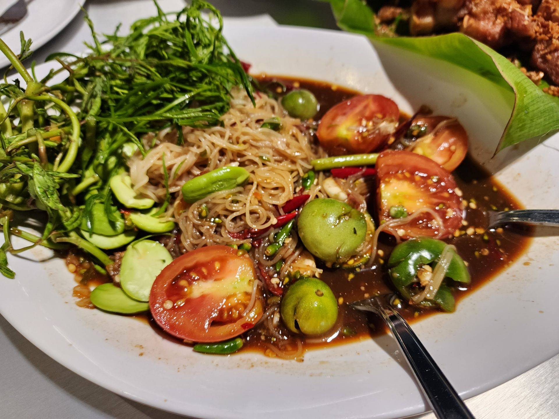 รูป Phed Phed Thai Taste Mahanakhon Cube