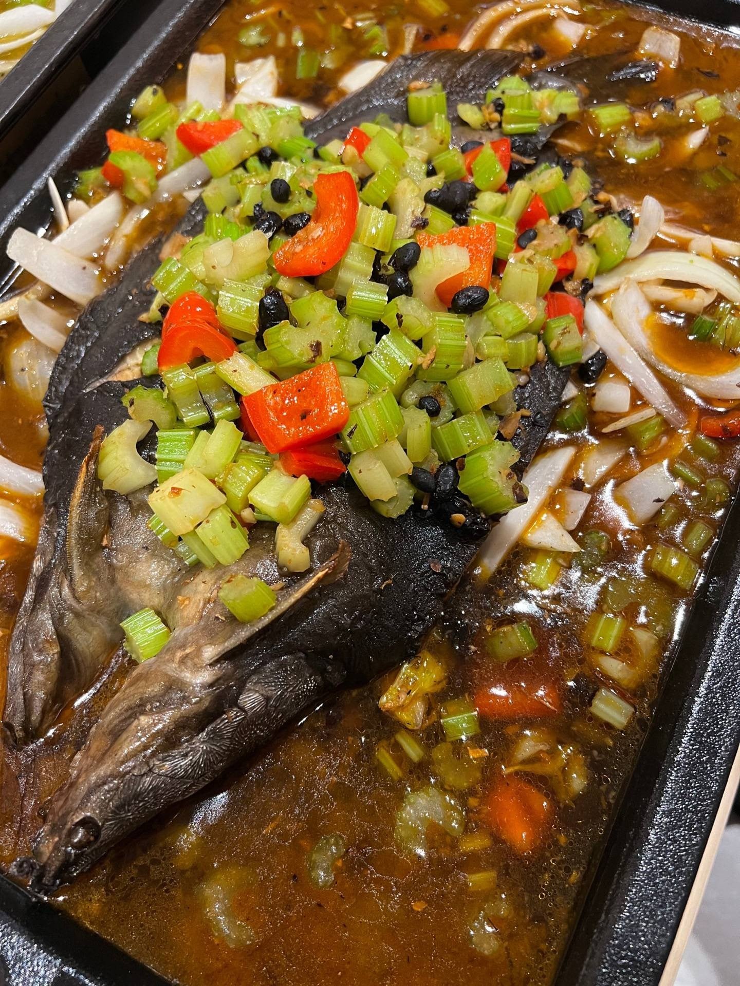 รีวิว Riverside Grilled Fish & Mala Central World - ชั้นรักของทอดของร้านนี้
