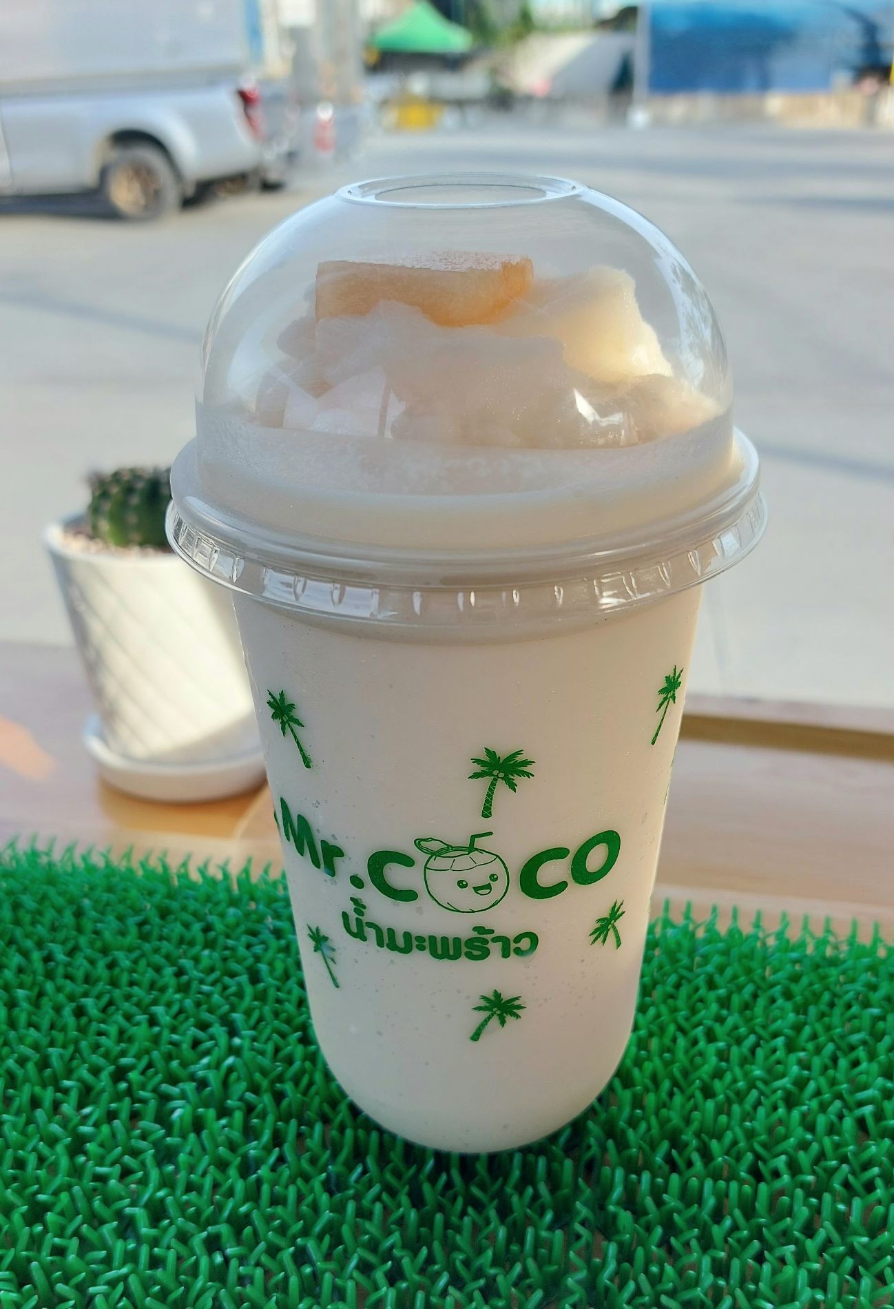 ร้าน Mr.coco น้ำมะพร้าวปั่น&น้ำผลไม้ปั่น สาขาเอกชัย 131 | รีวิวร้านอาหาร