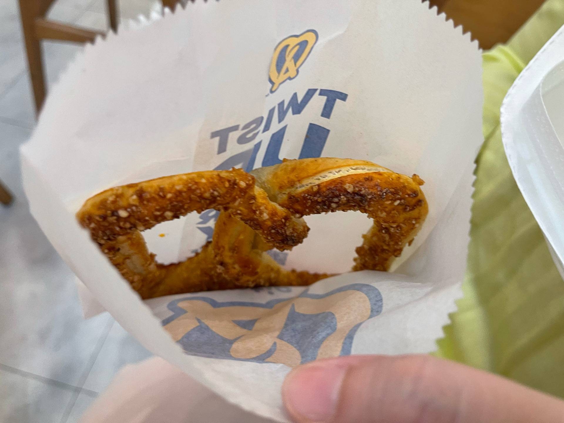 รีวิว Auntie Anne's เซ็นทรัลพัทยาบีช - Auntie Anne's