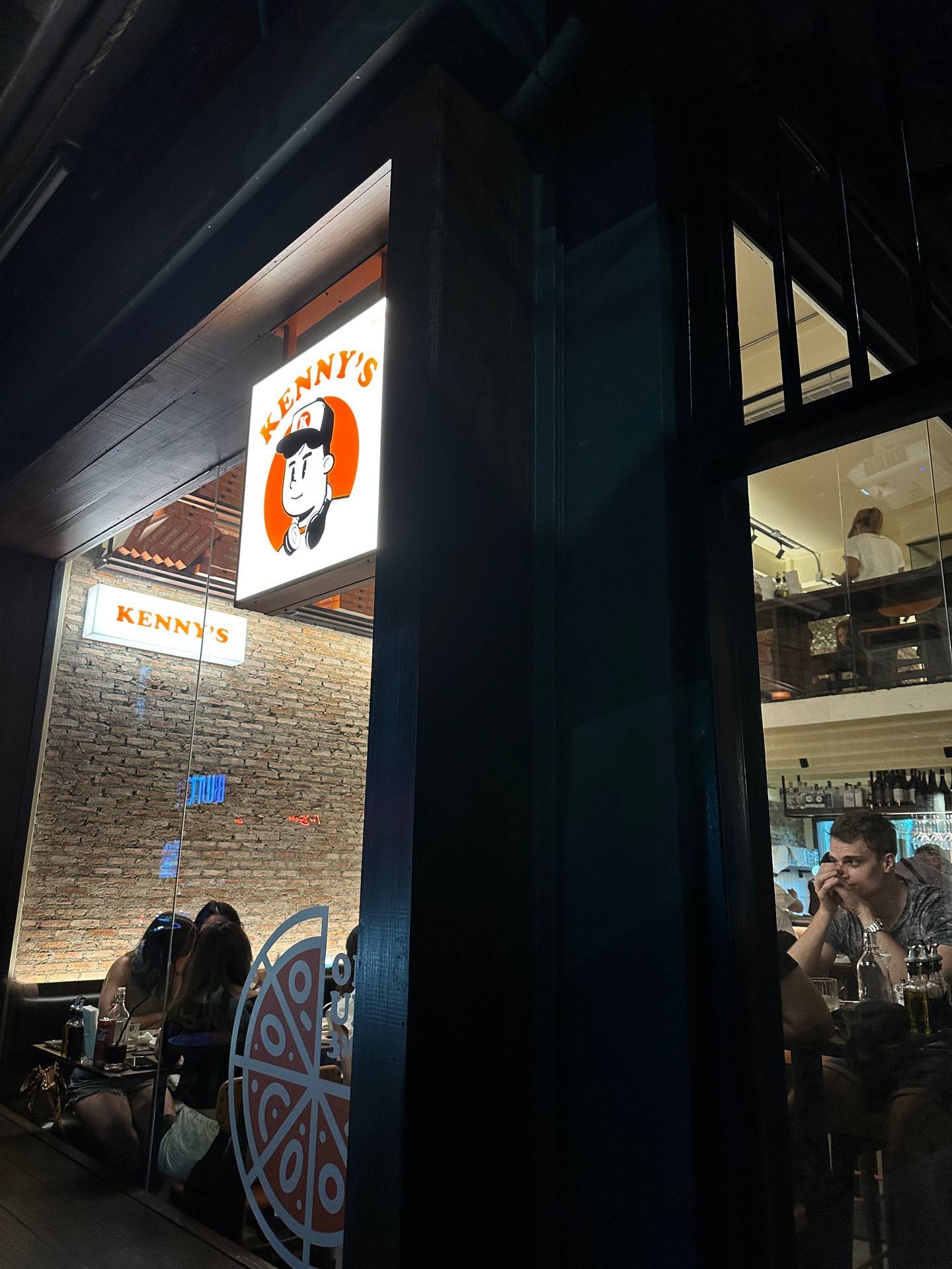 รีวิว Kenny’s BKK Kenny’s BKK (Ari) - รีวิวแบบไม่อยากให้ร้านดัง