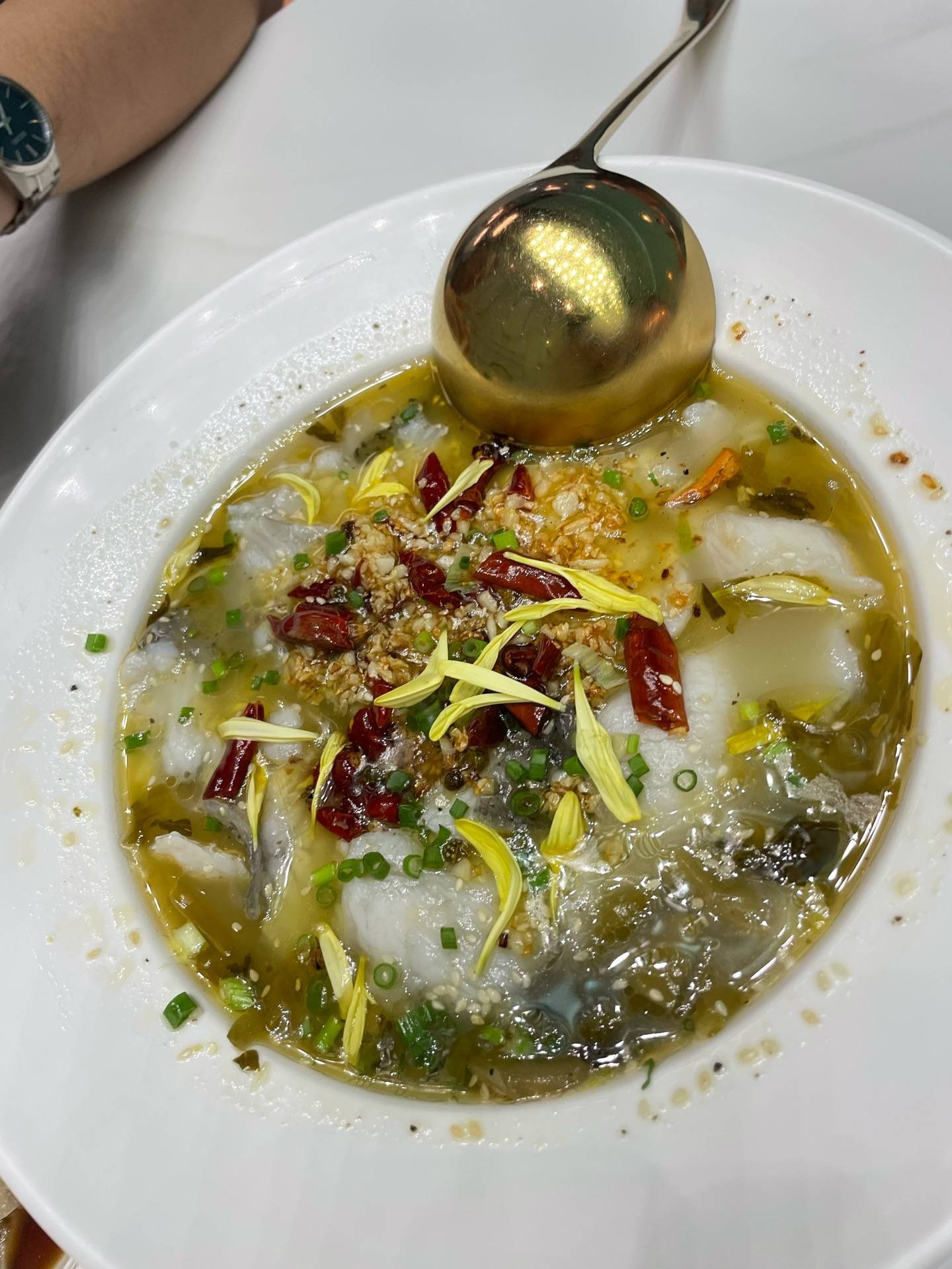 รีวิว LT FISH Central Rama9 Central Rama 9 - Authentic Chinese restaurant