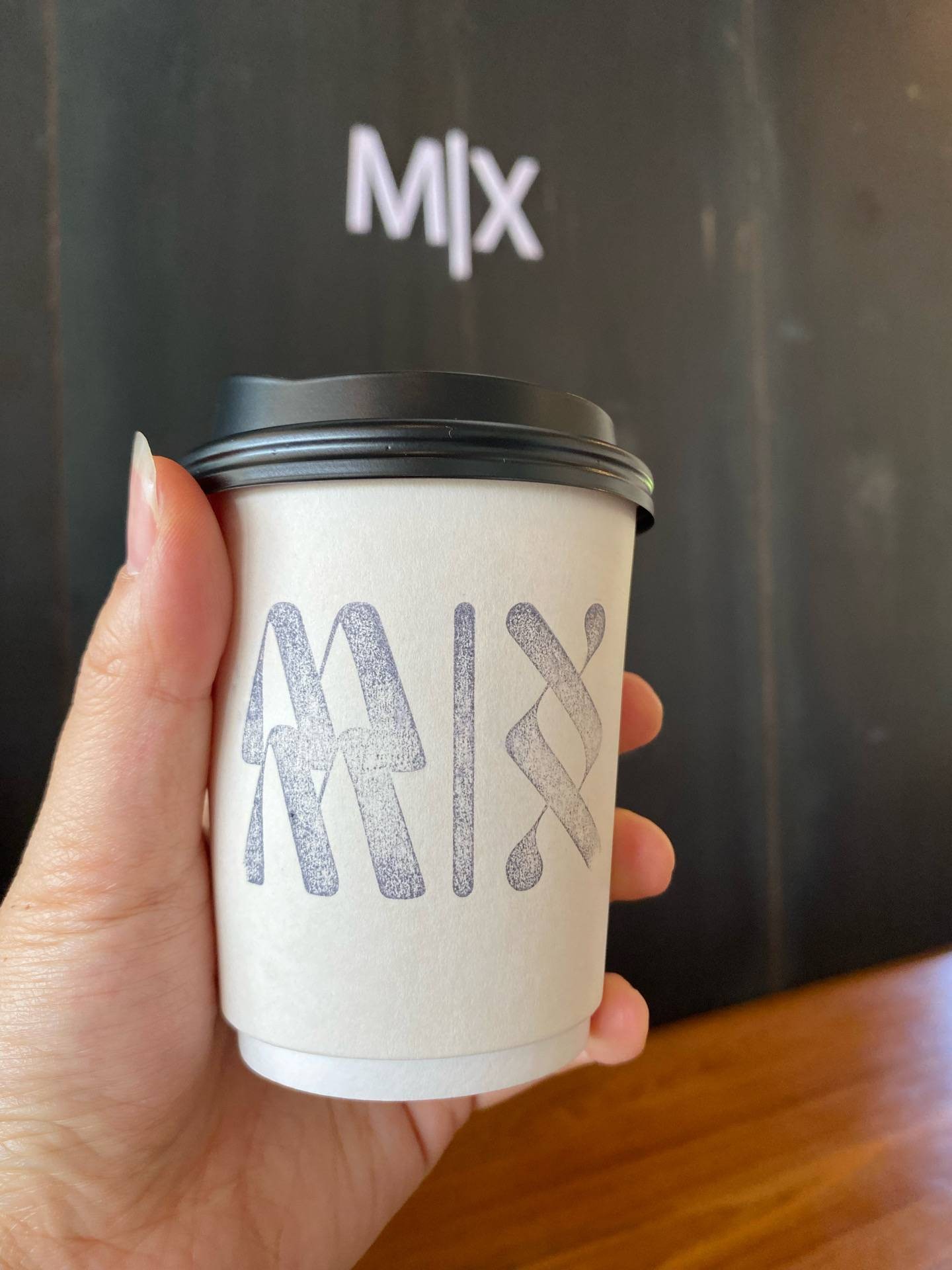 รีวิว Mix cafe’ - บรรยากาศดี กาแฟดีมาก ตัวเลือกเยอะ