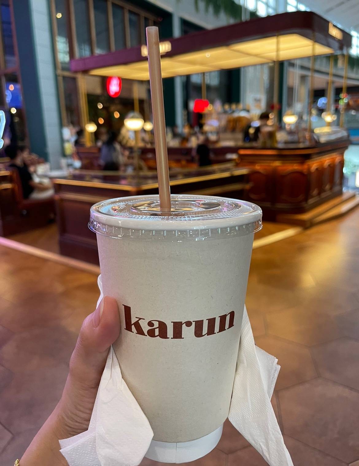 รีวิว Karun Thai Tea - Central World เซ็นทรัลเวิลด์ - ชาไทยเย็นเข้มข้นมากๆ