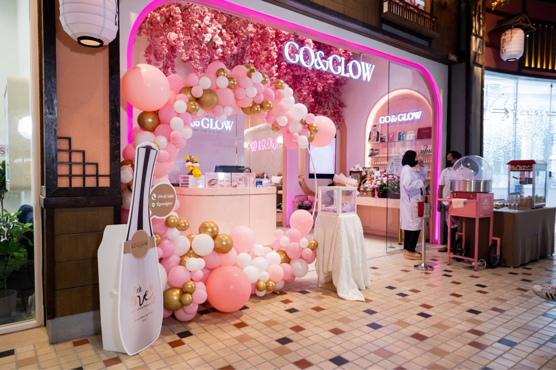 รูป go and glow beauty ร้านต่อขนตา ทำเล็บ สปาเท้า แว็กซ์ขน สักคิ้ว ...
