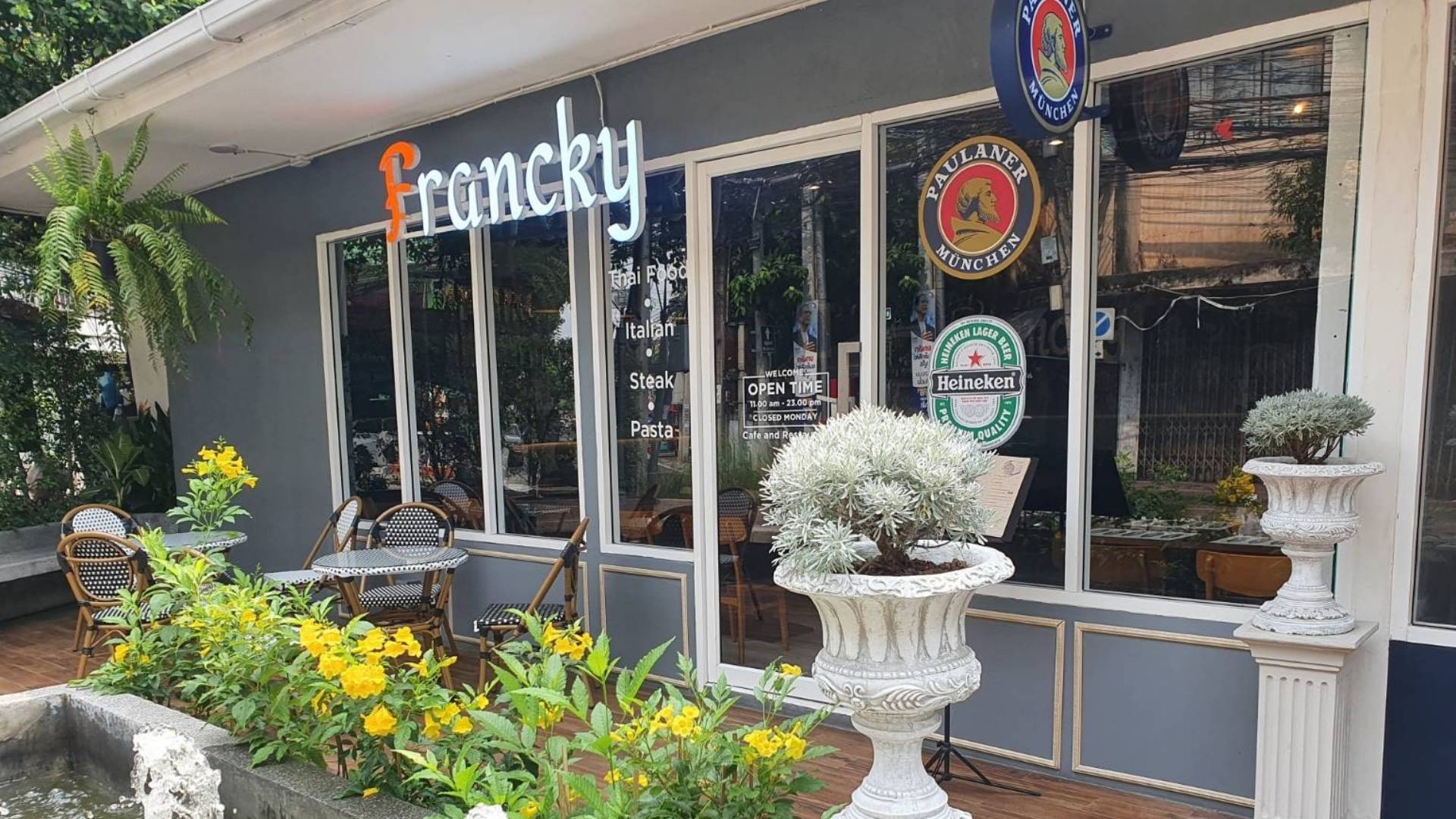 Francky Restaurant ลาดพร้าว15 - สั่งอาหารเดลิเวอรี | Wongnai x LINE MAN