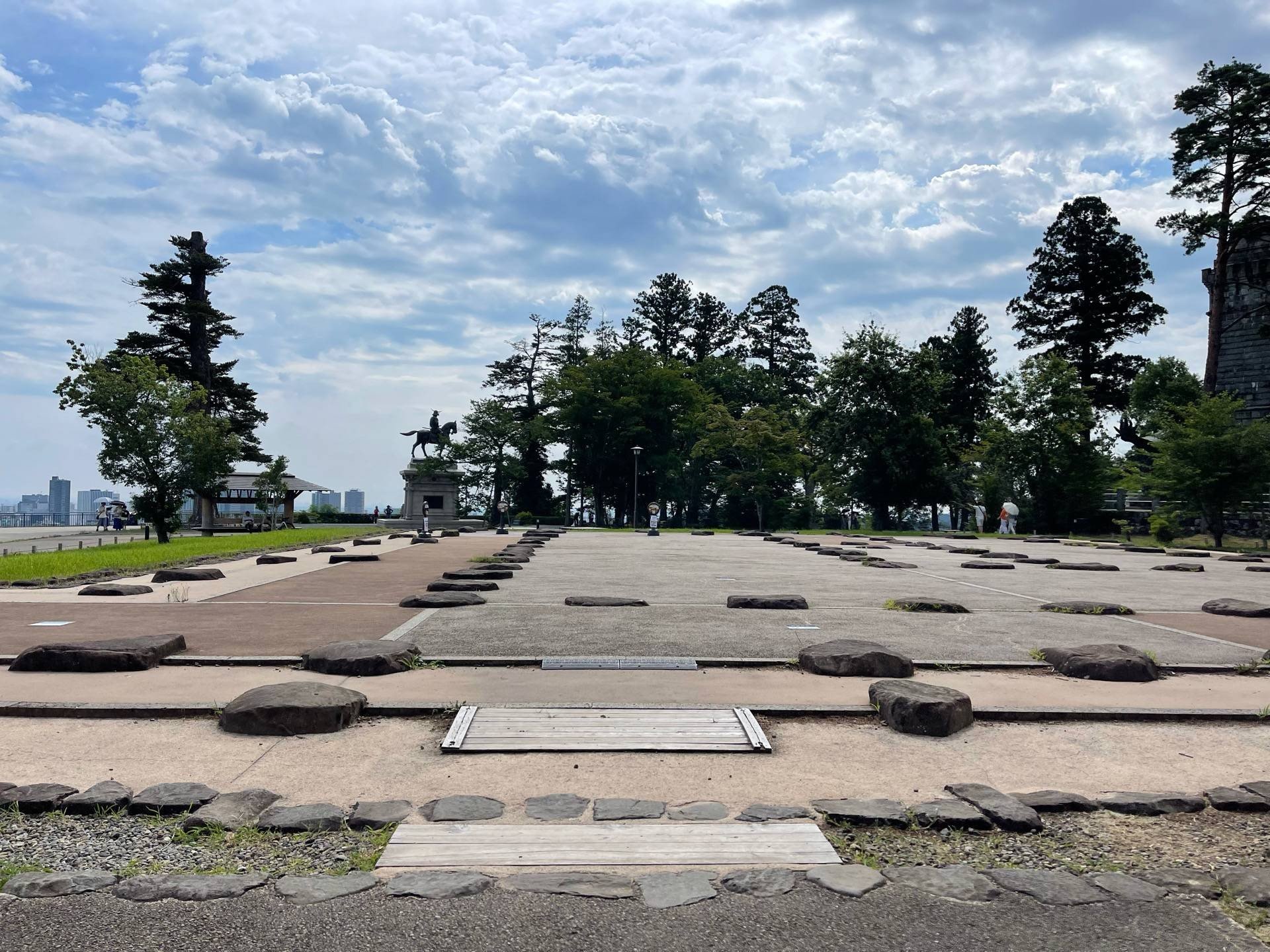 Sendai Castle (Aoba Castle Ruins) - รีวิวสถานที่ท่องเที่ยว
