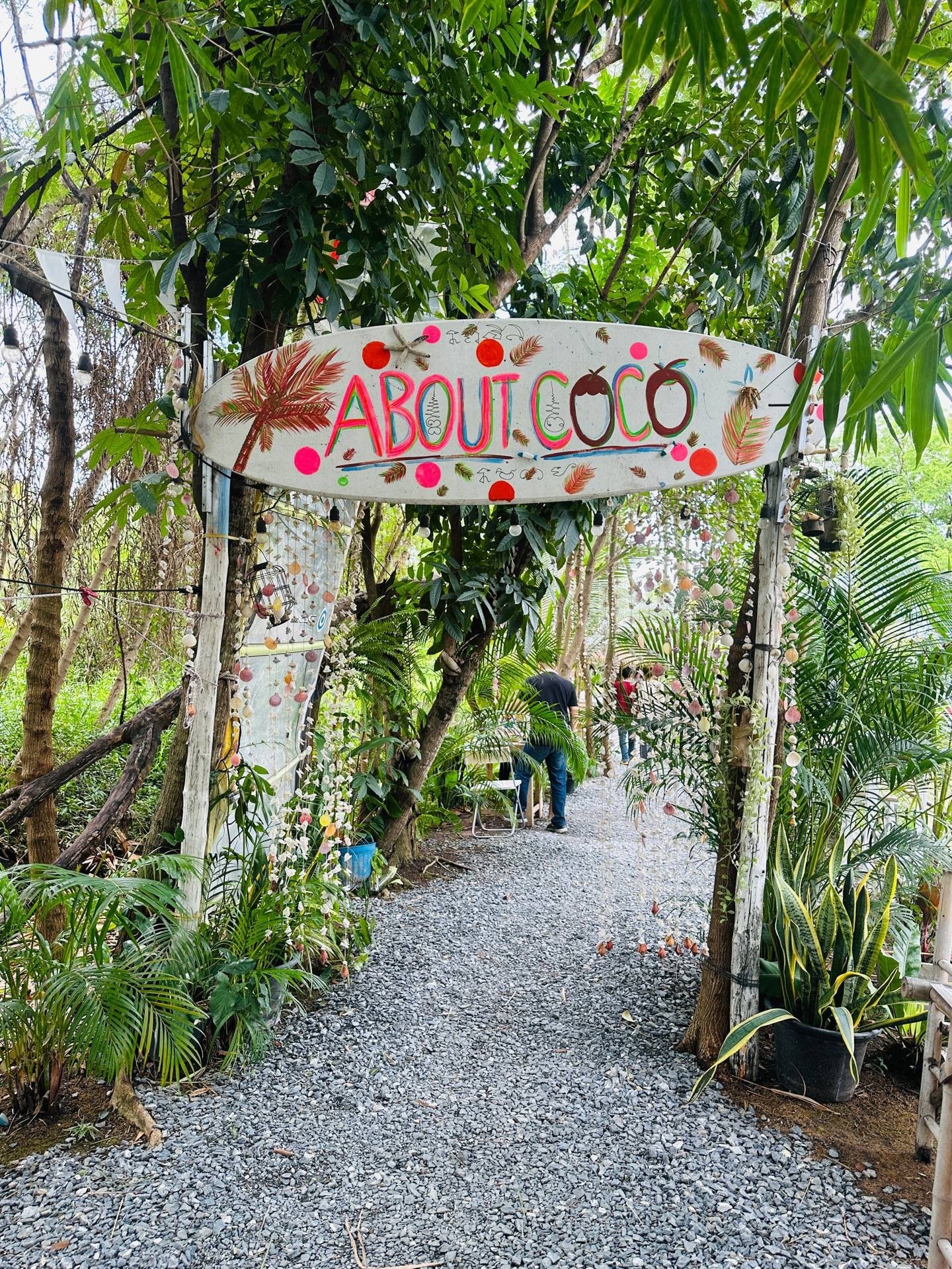 รีวิว About coco cafe & bistro - ร้านสวยวิวสวนมะพร้าว