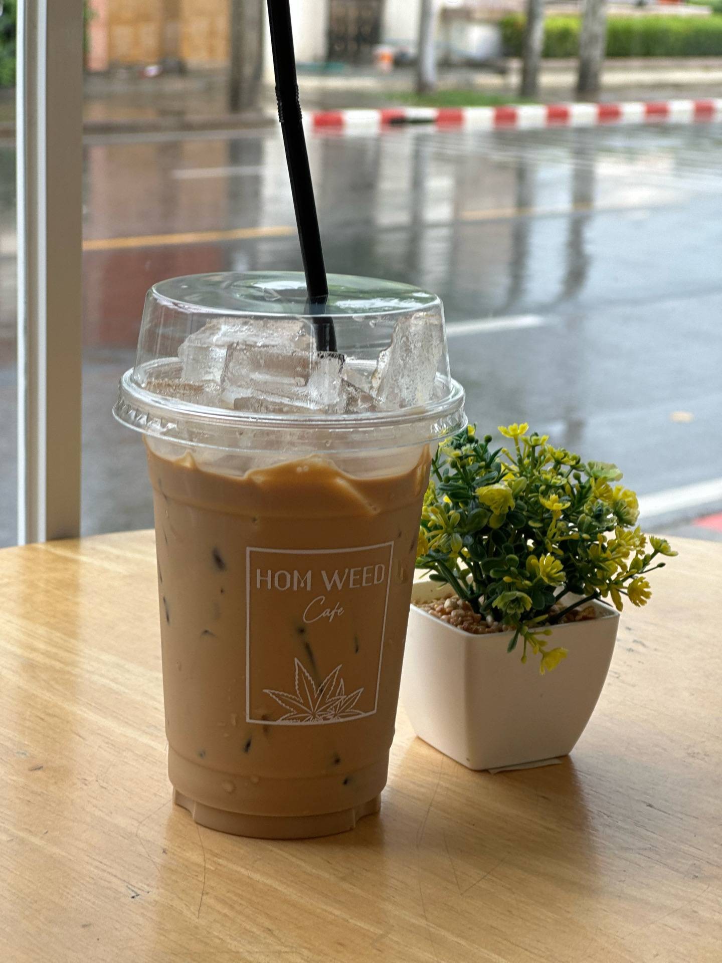 รูป Hom Weed Cafe วัชรพล ปาร์อิน รีสอร์ท