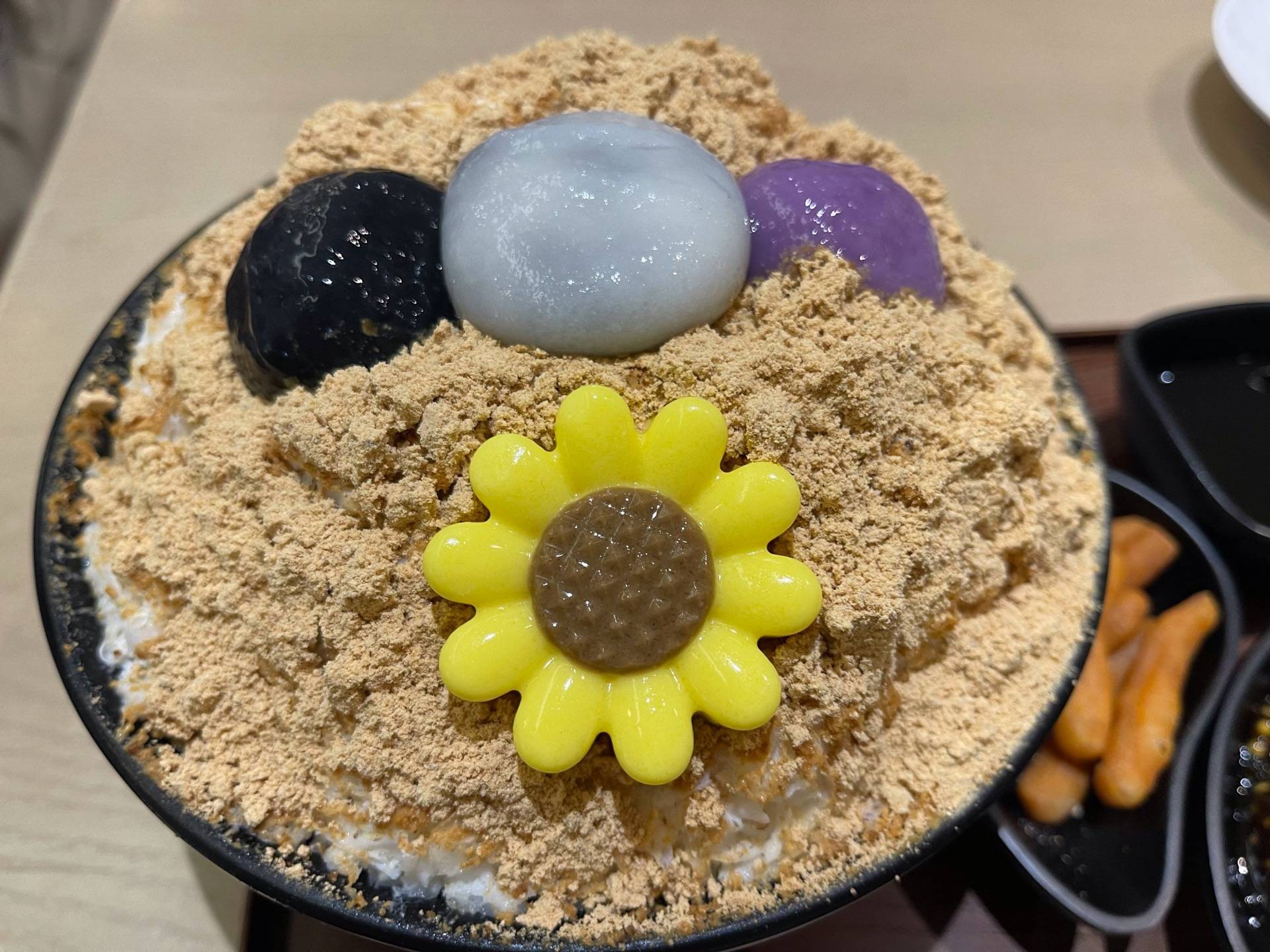รีวิว Black Sesame House By Sweet Circle - ร้านขนมหวานเจ้าดังย้ายออกมา ...